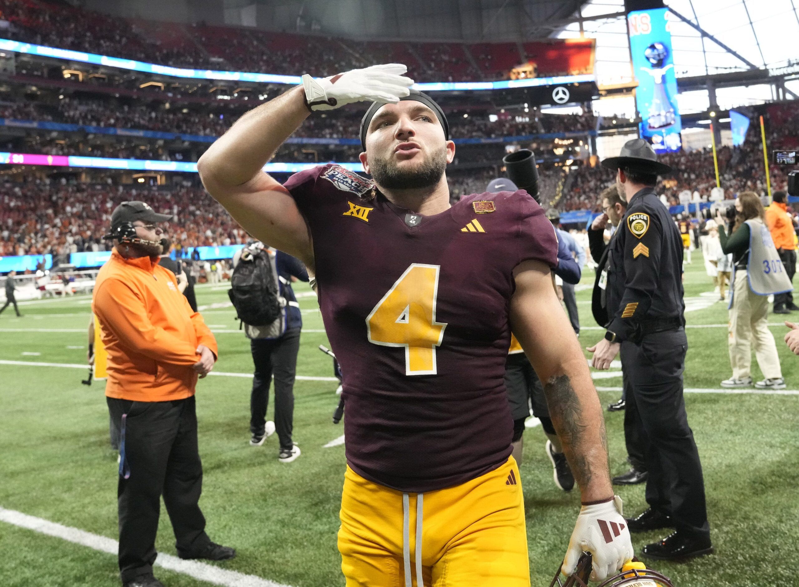 Does Cam Skattebo Have a Girlfriend? Examining the RB’s Dating Life ...