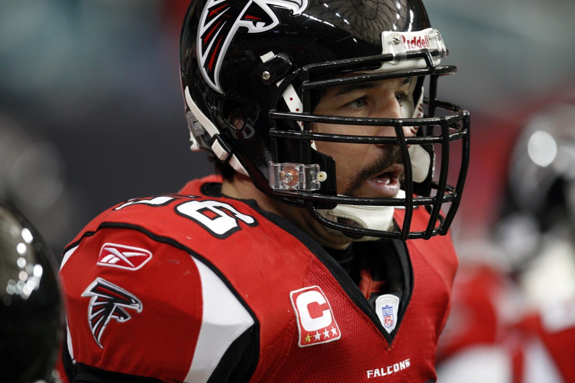 Who Is Keith Brooking? Examining the 2-Time All-Pro’s 15-Year Pro ...