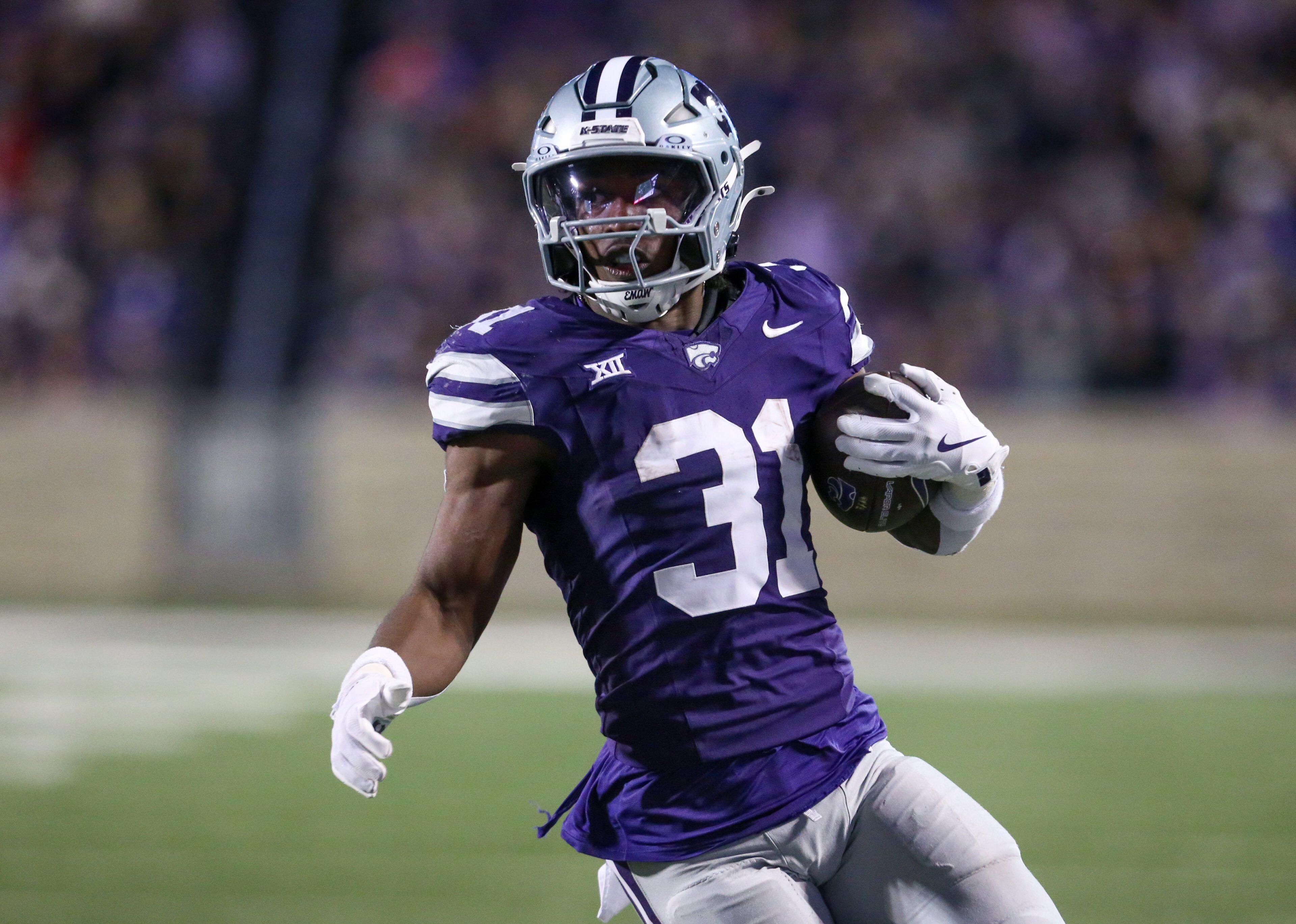 Why Is DJ Giddens Still Available In the 2025 NFL Draft? Kansas State ...