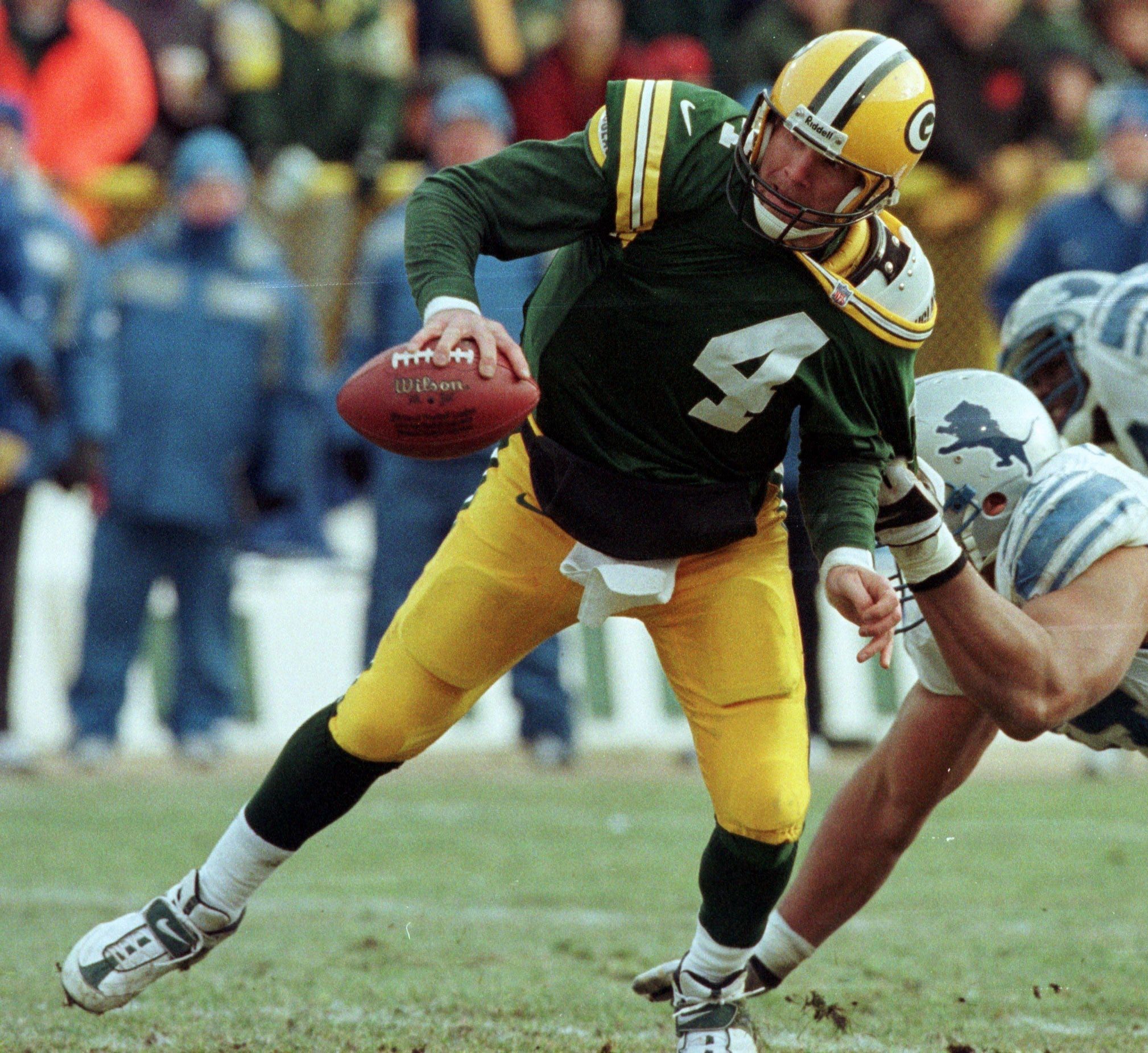 Packers Legend Brett Favre Sends Uplifting Message to Shedeur Sanders ...
