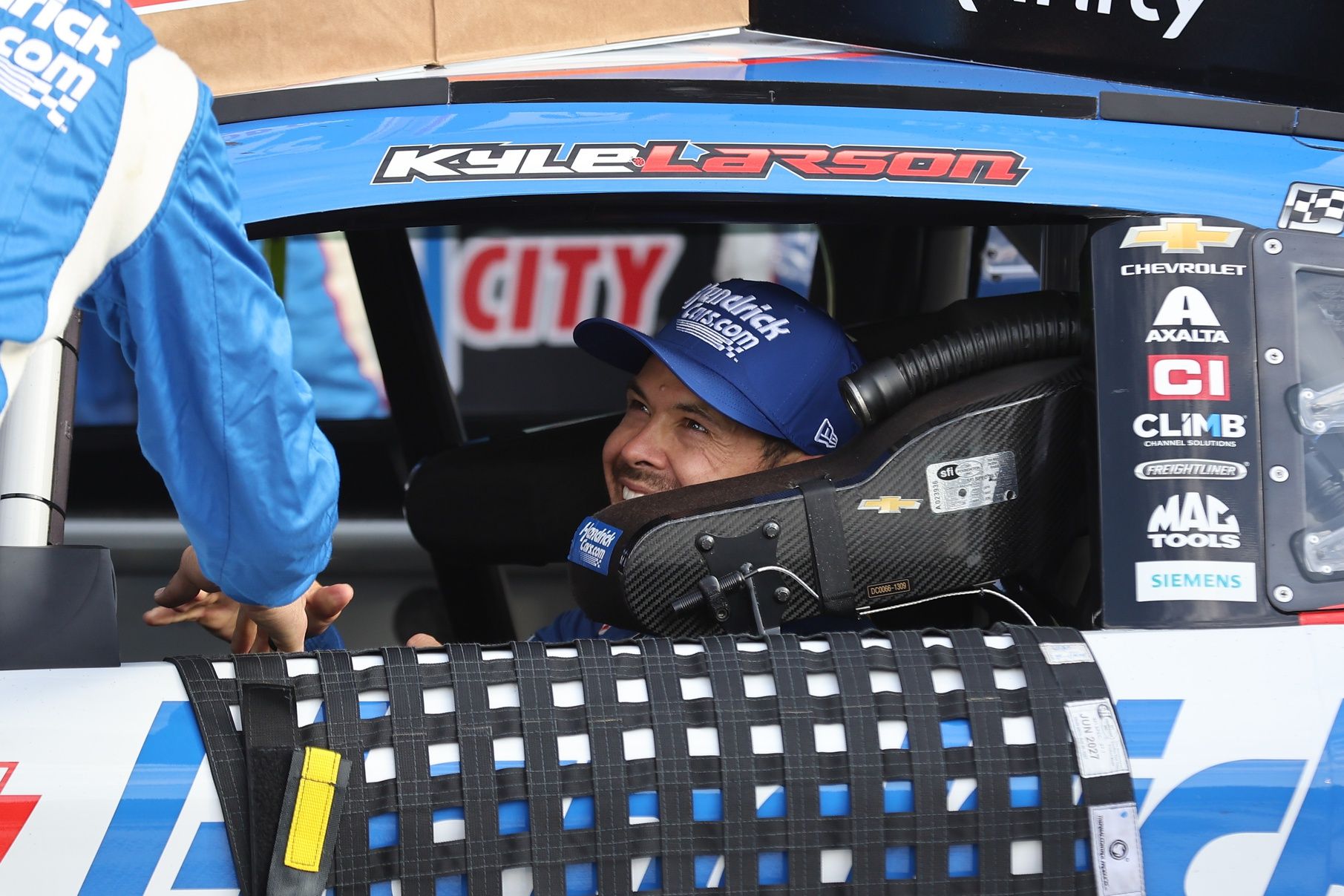 Cup Champion Kyle Larson Sparks Insane NASCAR Twist Ahead of Texas Weekend