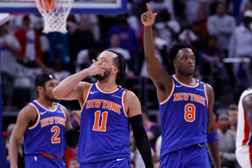 'Modern Day Kobe' -- NBA Fans Heap Praise on Jalen Brunson as Knicks ...