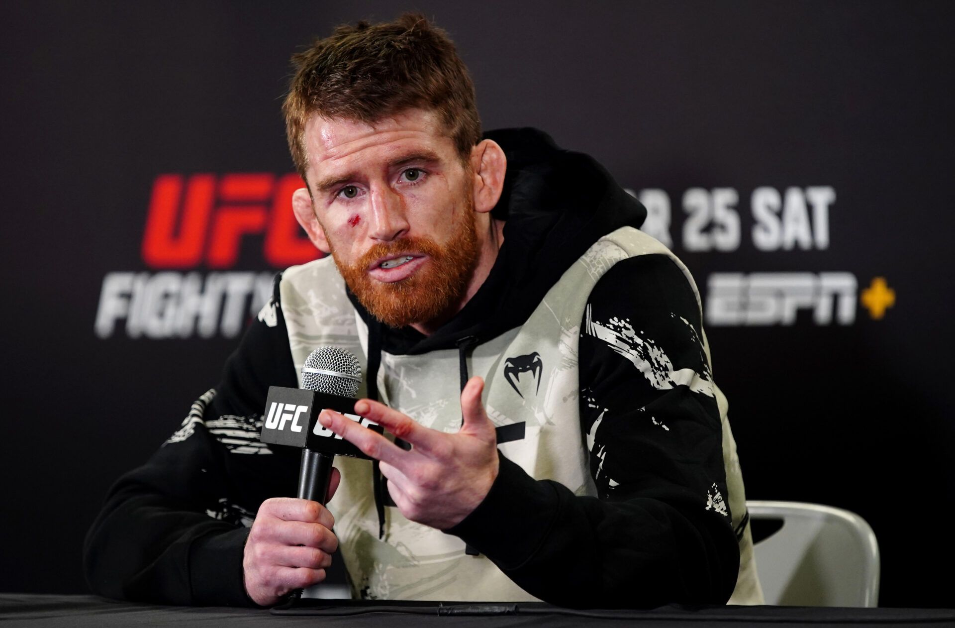 UFC Des Moines: Cory Sandhagen vs. Deiveson Figueiredo Date, Time ...