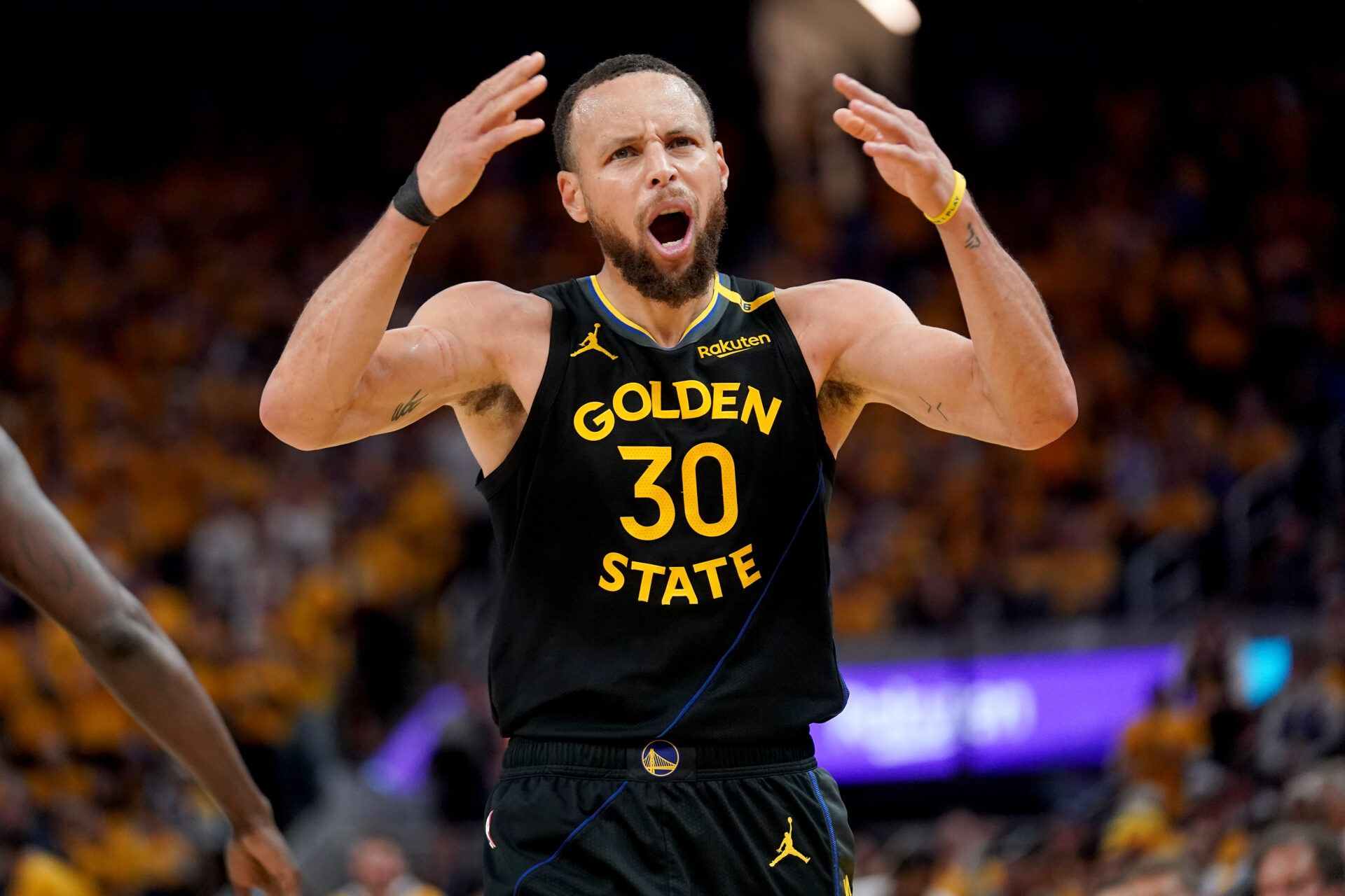 WATCH: Stephen Curry’s Son Canon Refuses To Speak With Warriors Star in Adorable Reaction to ...