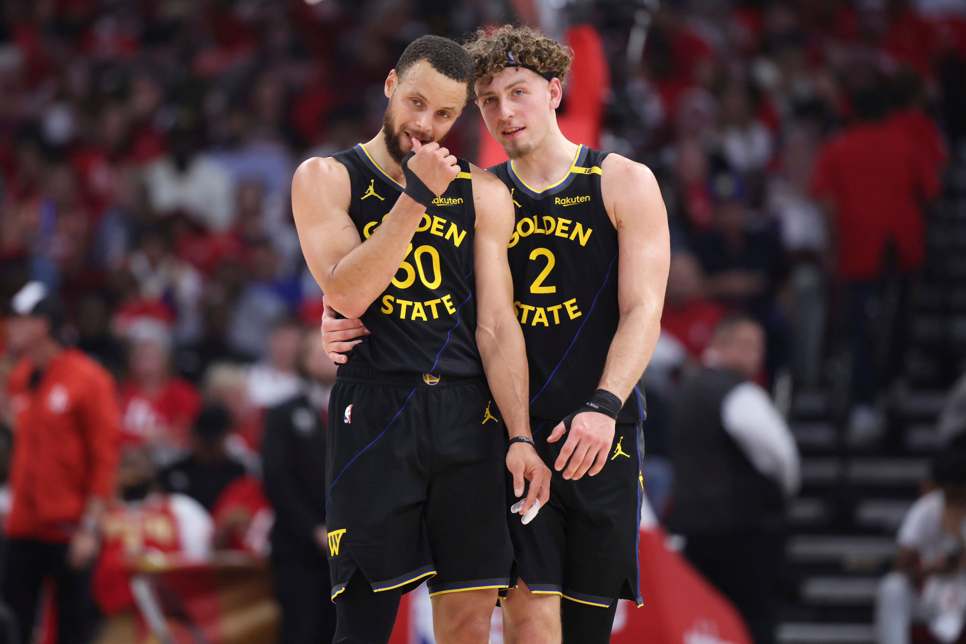 'Getting Carried Again' -- NBA Fans Rip Stephen Curry Apart After Disappointing First-Half ...