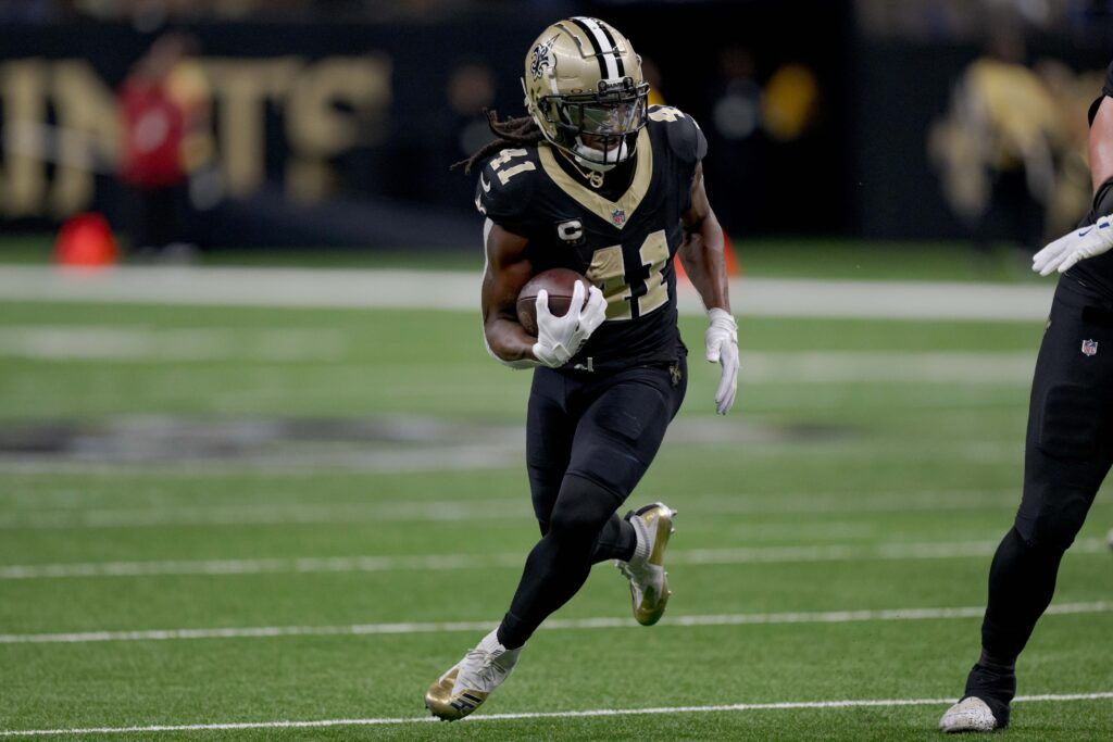 Saints RB Alvin Kamara Sends 10-Word Message to Shilo Sanders After He ...