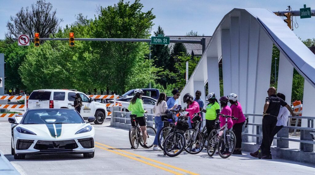 NASCAR Insider Offers Exclusive Glimpse Into Indy 500 Pit Practice ...