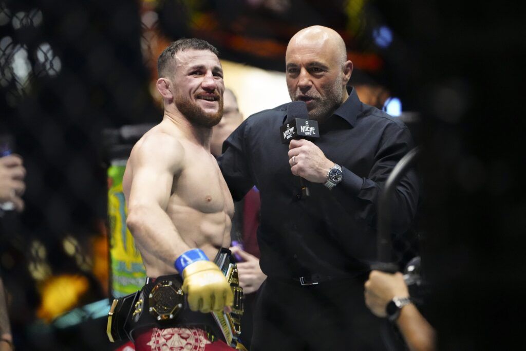 Joe Rogan Recounts How Wild Story From a Boxing Gym About John Mugabi’s ...