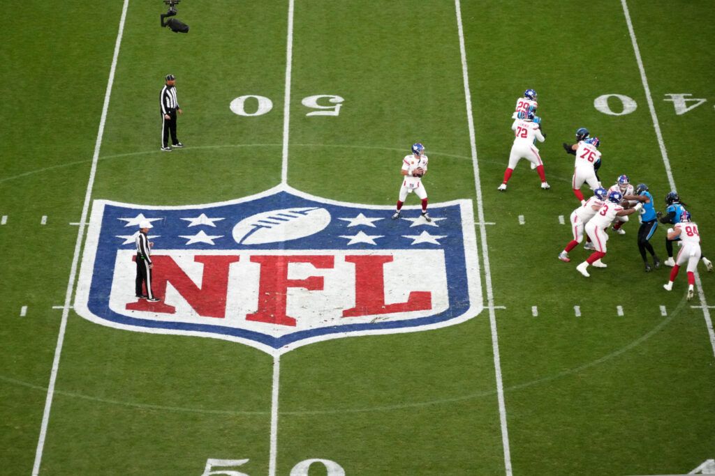 Ex-NFL QB Reveals His ‘Least Favorite’ Quarterback Room in the League ...