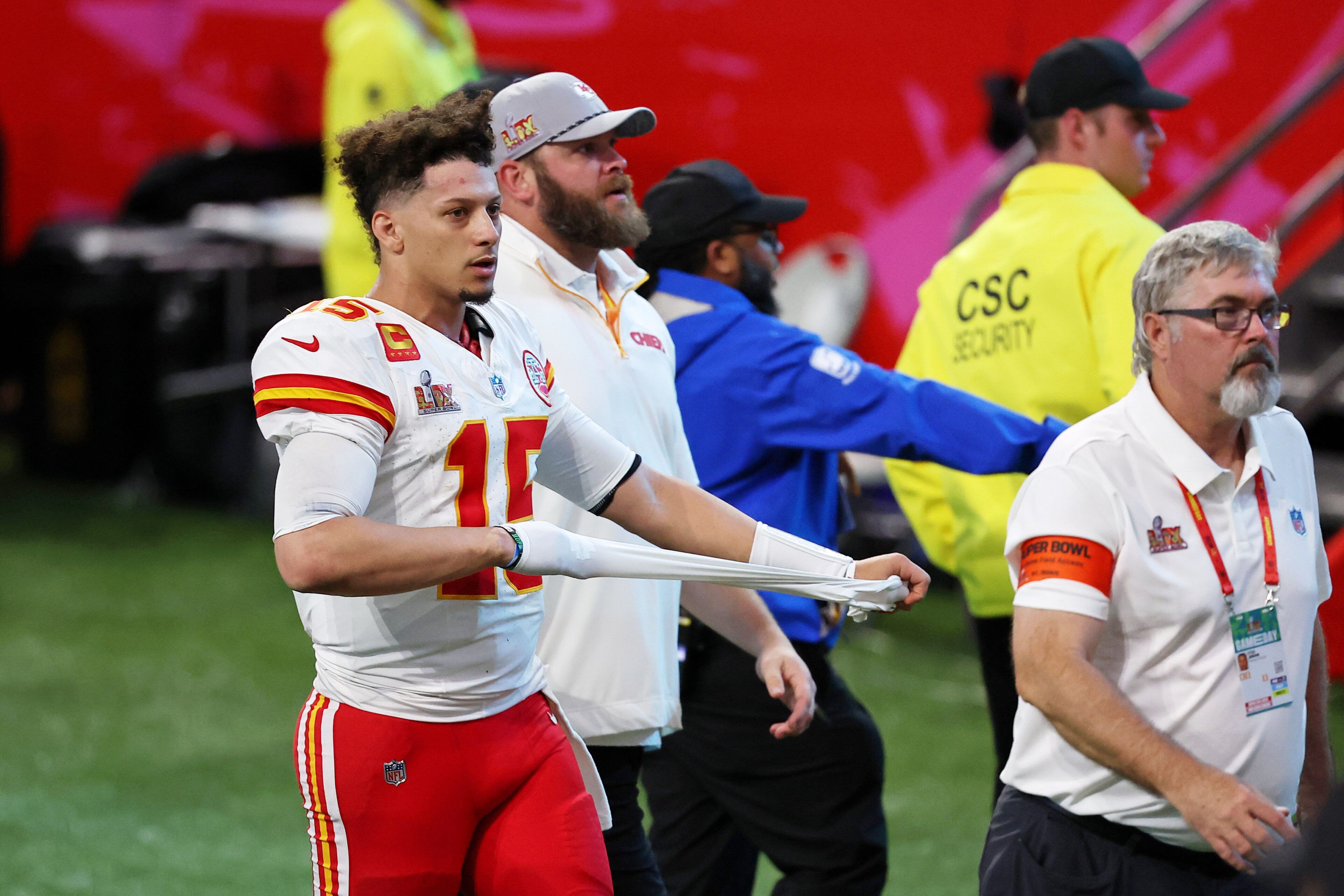 Patrick Mahomes' Mother Randi Sends 5-Word Message As Chiefs QB Gets Inducted Into Whitehouse ...