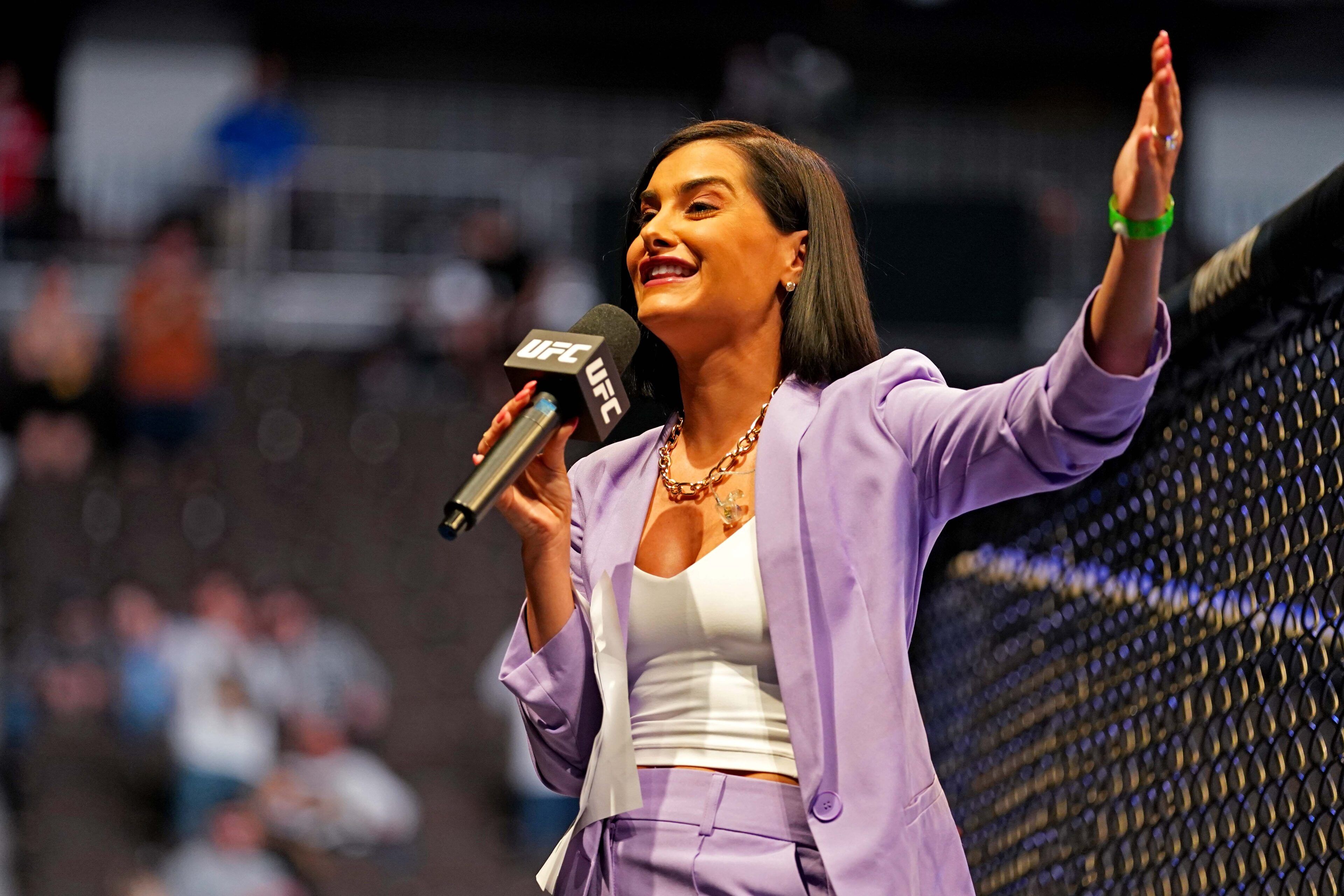Megan Olivi Temporarily Steps Away From UFC Role Because of Pregnancy