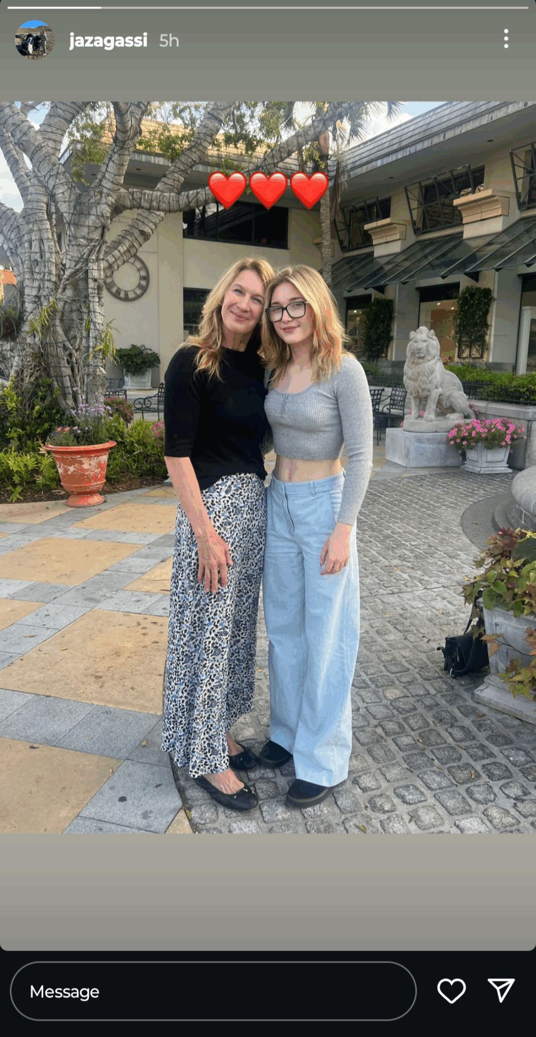 Rare Picture of Steffi Graf With Her and Andre Agassi’s Daughter Jaz Emerges