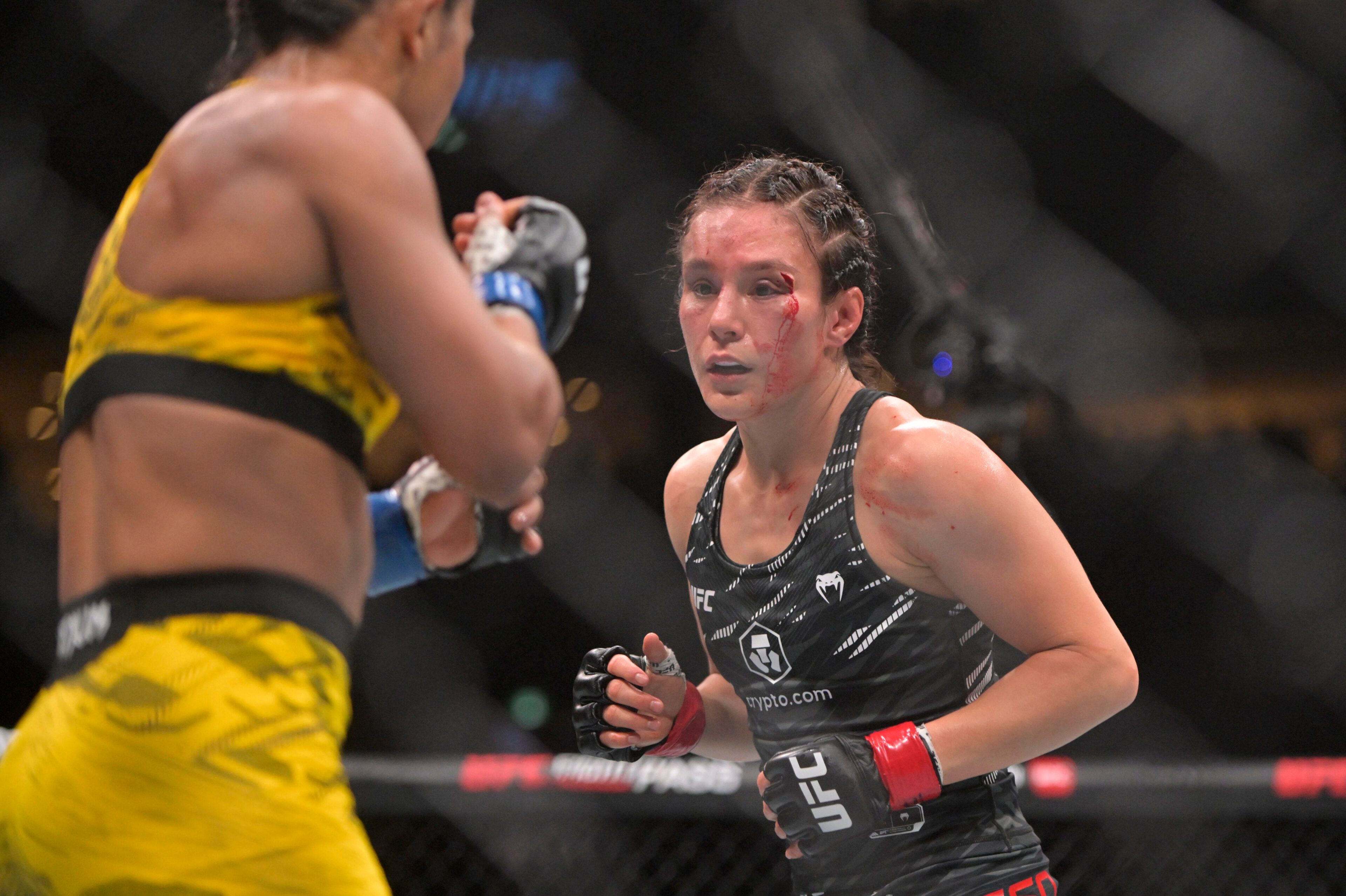 ‘Warrior and Inspiration’ – Internet Reacts to Alexa Grasso’s Scary ...