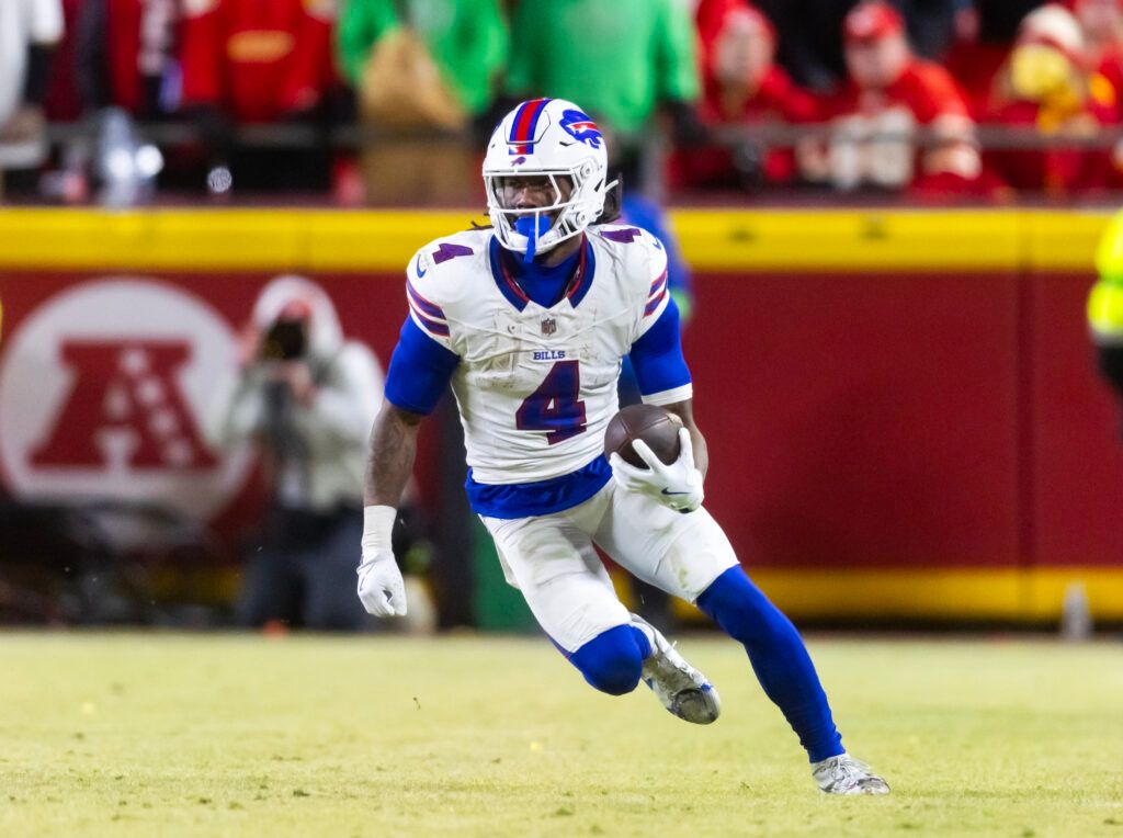 James Cook Drops 1-Word Reaction to Derrick Henry’s Extension As Bills ...