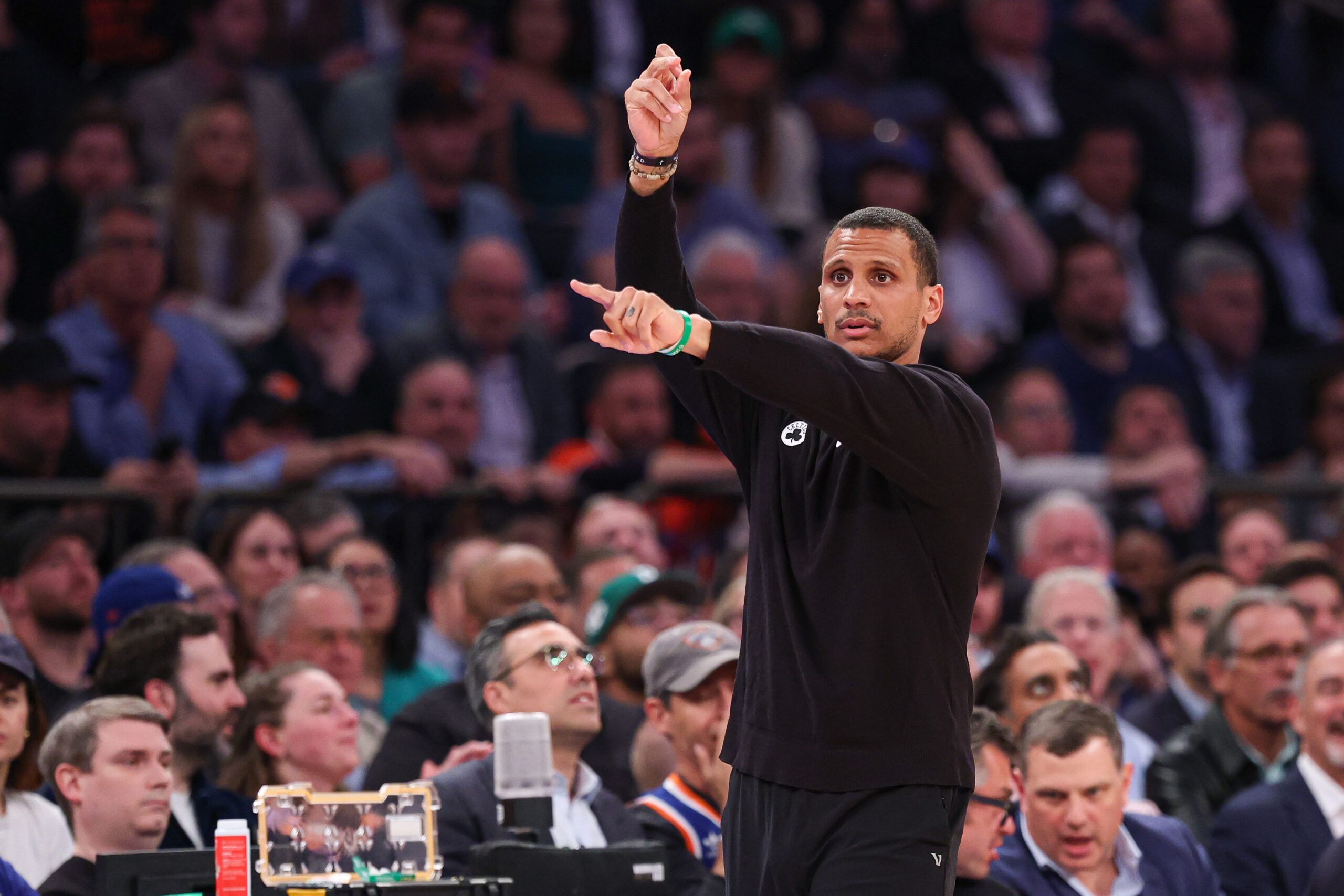 Celtics HC Joe Mazzulla Makes Heartbreaking Admission on Kristaps Porziņģis’ Benching In ...