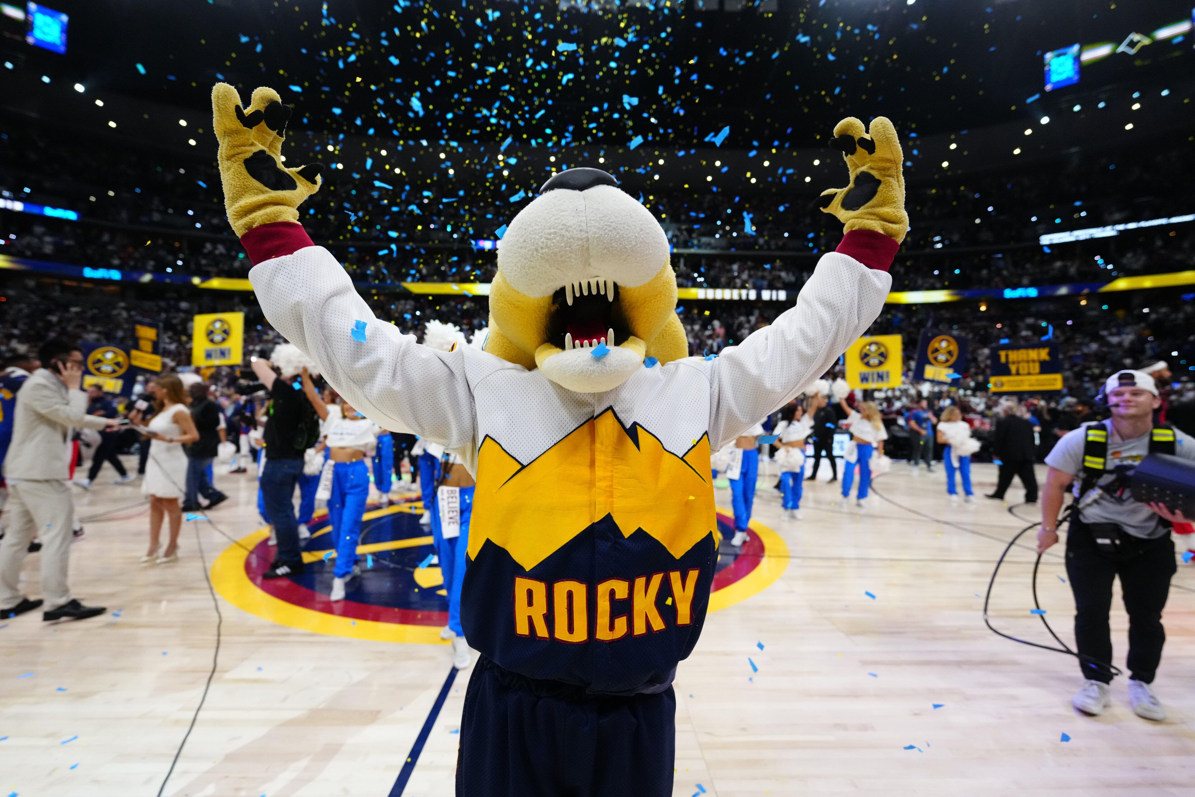 How Much Do NBA Mascots Make? Insights to Their Salary and Pay