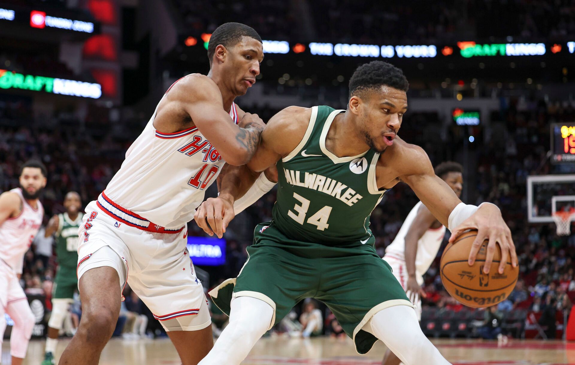 NBA Insider Reveals Rockets Would Cut Ties With $40,330,432 Forward in Trade For Giannis ...