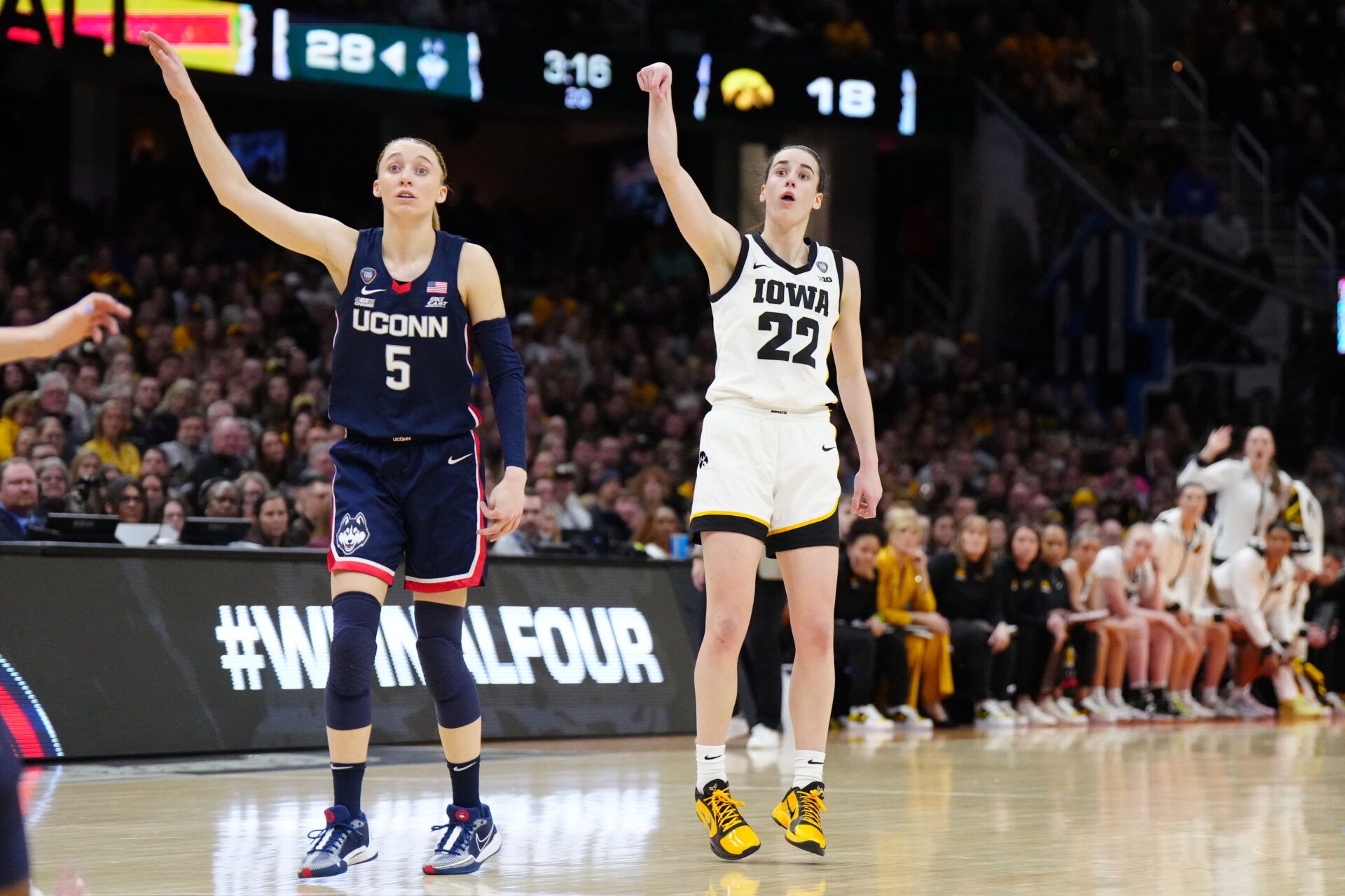 Paige Bueckers Joins Ranks With WNBA Phenom Caitlin Clark With Impressive Rookie Season Stat