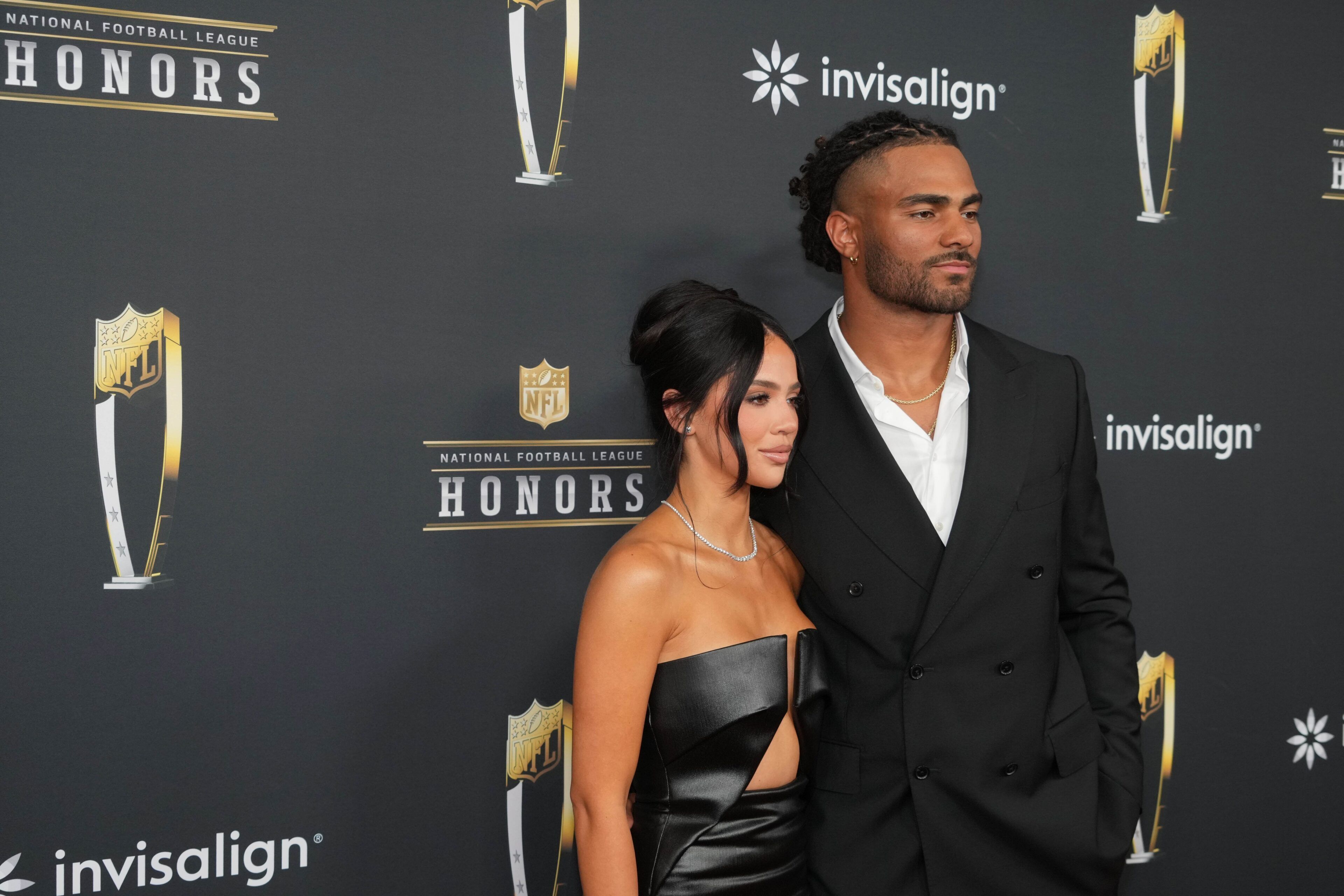 Fred Warner’s Wife Sydney Drops 5-Word Reaction to 49ers Star’s ...