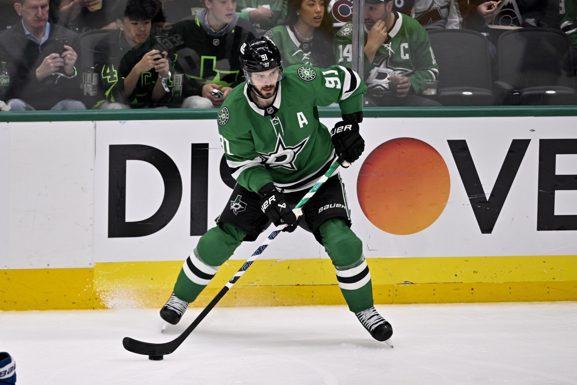 Tyler Seguin’s Wife Issues 7-Word Warning as Stars Brace for WCF ...