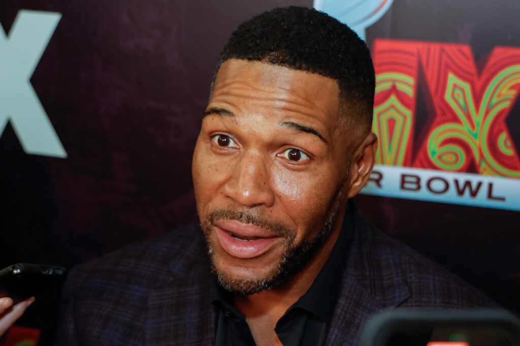Hall of Famer Michael Strahan Makes Bold Statement About Taylor Swift’s ...