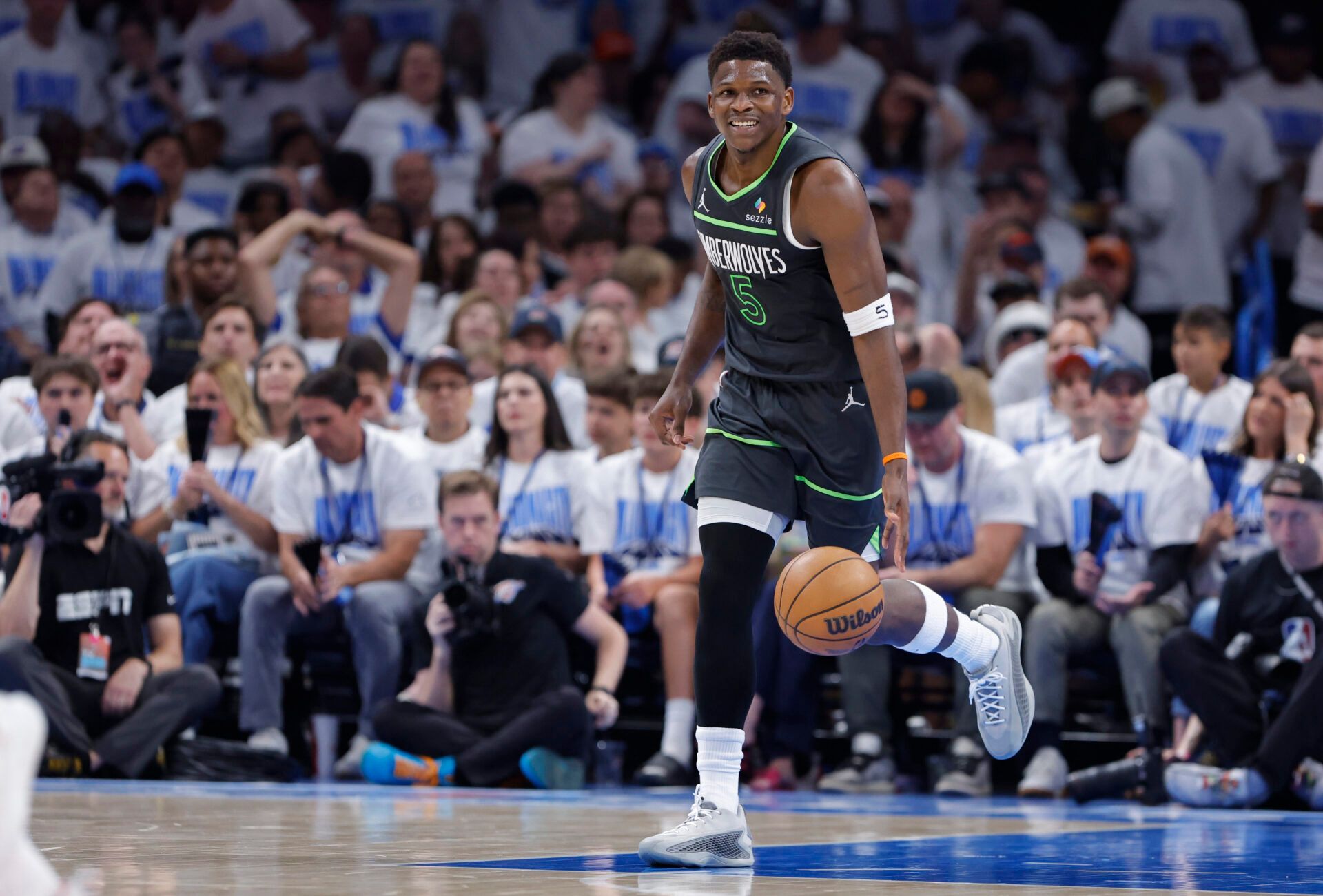 Is Anthony Edwards Playing Tonight vs. Thunder? Latest Update on Wolves ...