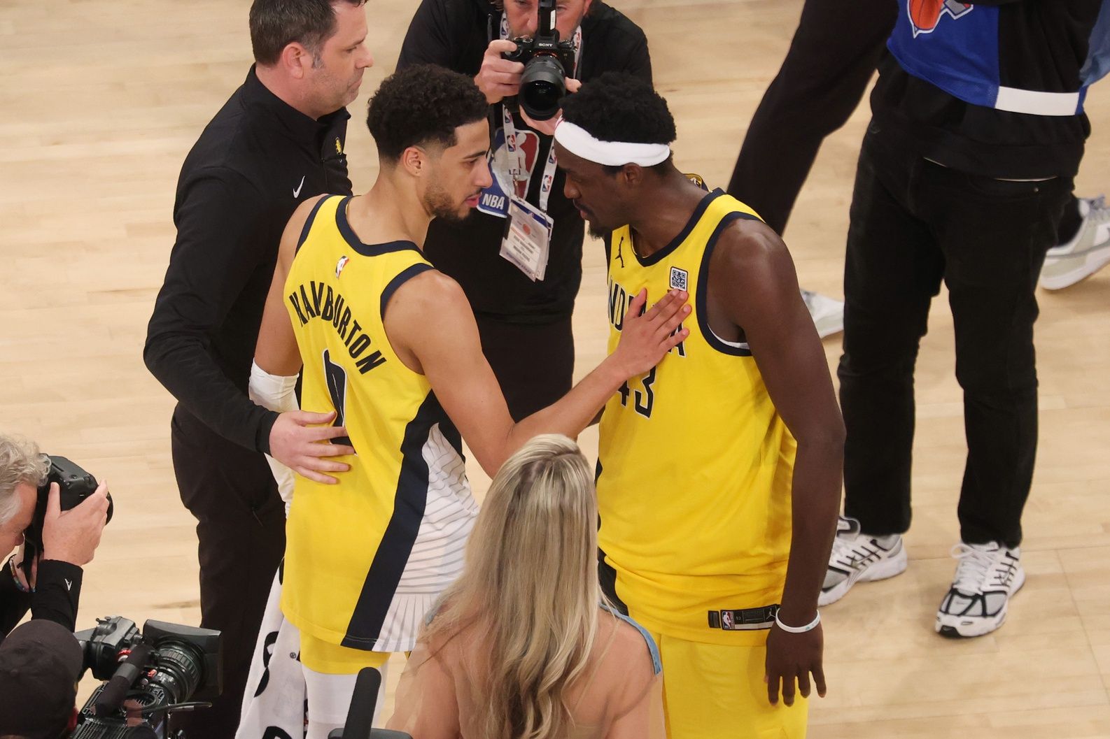 WATCH: Pacers’ Fans ‘F*** New York’ Chants Go Viral After Taking 2–0 ...