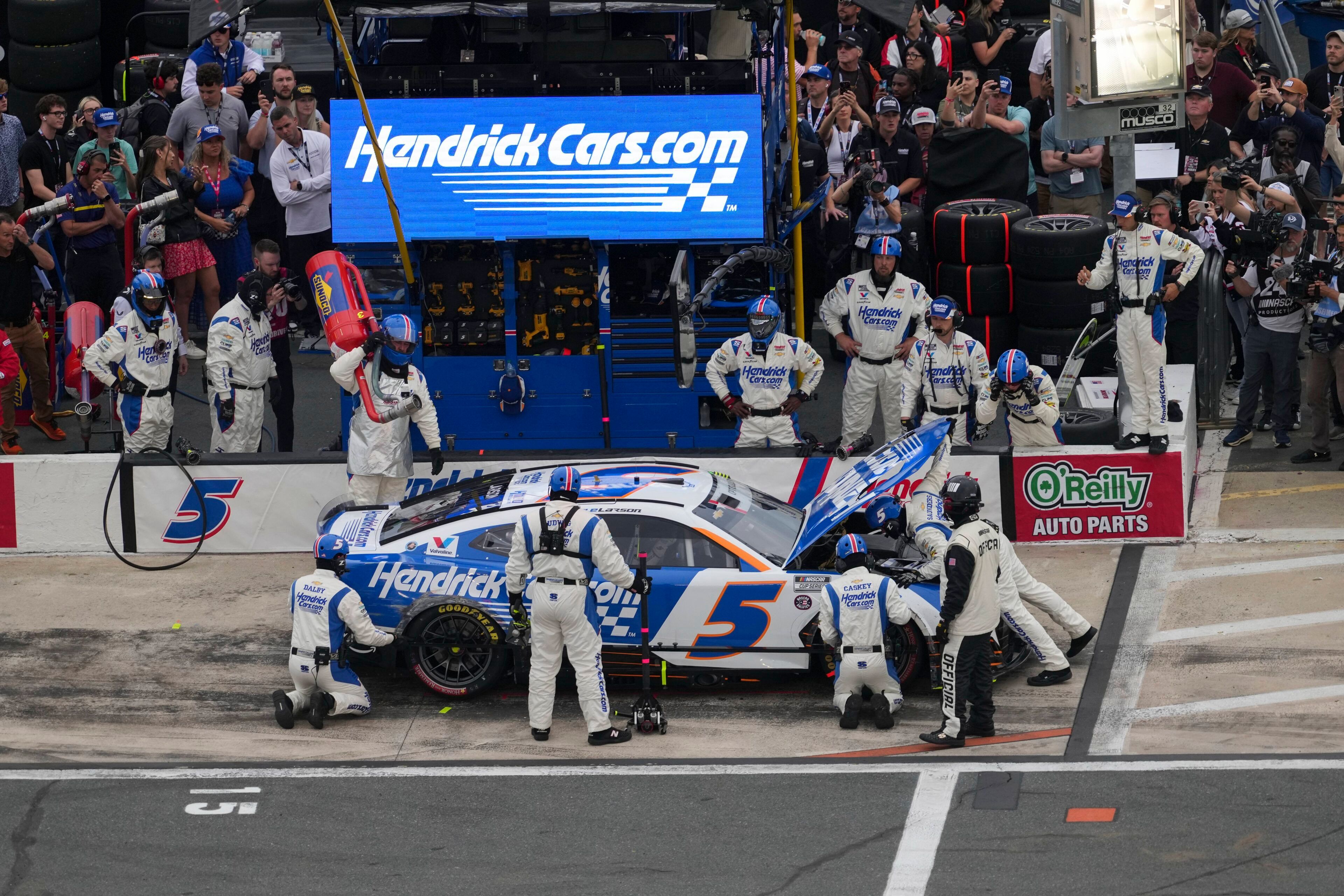Daniel Suarez Turns Kyle Larson’s Rough Day Into a Wreck-Filled ...
