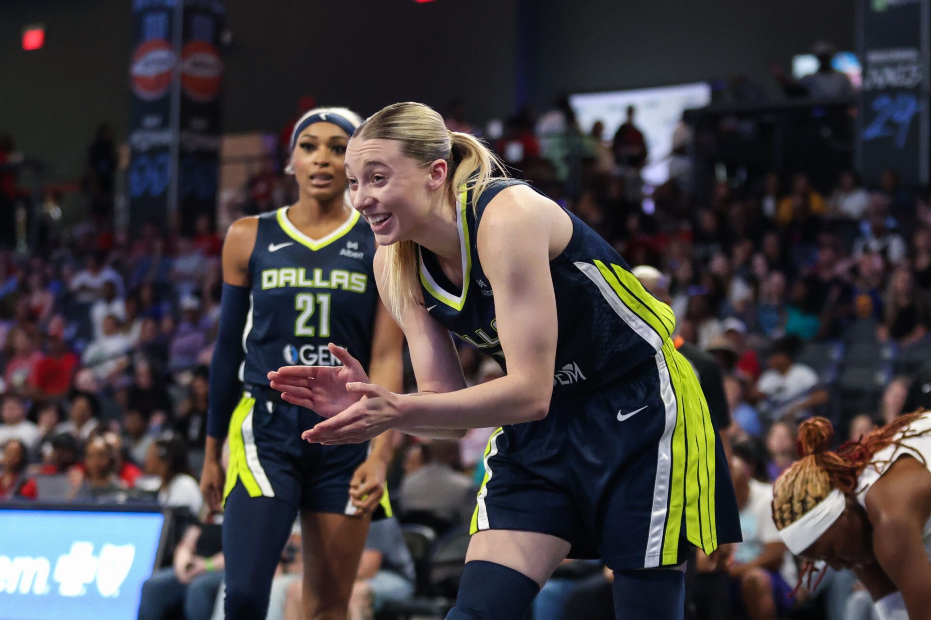 Paige Bueckers Switches on 'Winning Mentality' In Professional Return to Connecticut Since Big ...