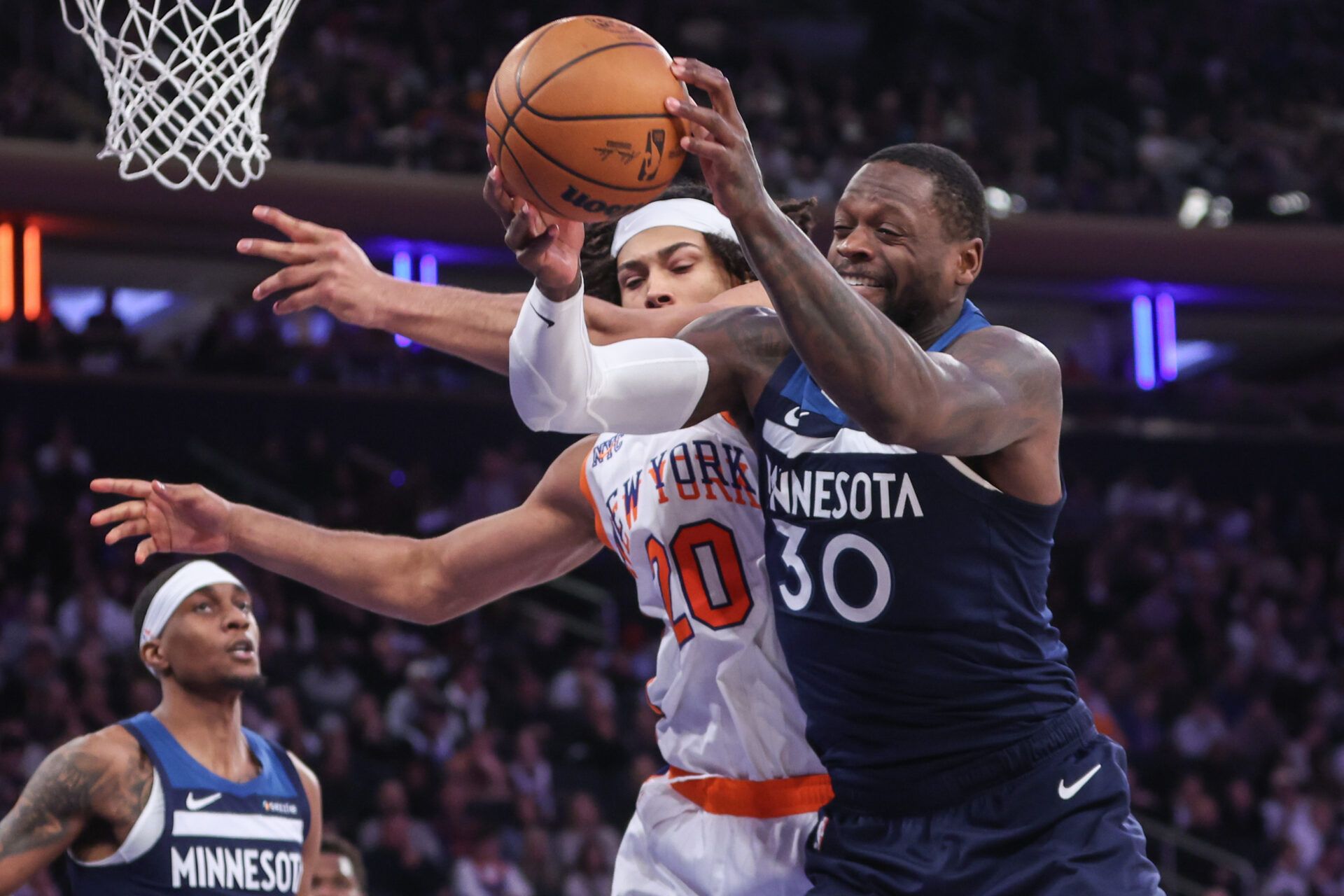 ‘It Ain’t Fun’ -- Julius Randle Gets Brutally Honest About What It’s ...