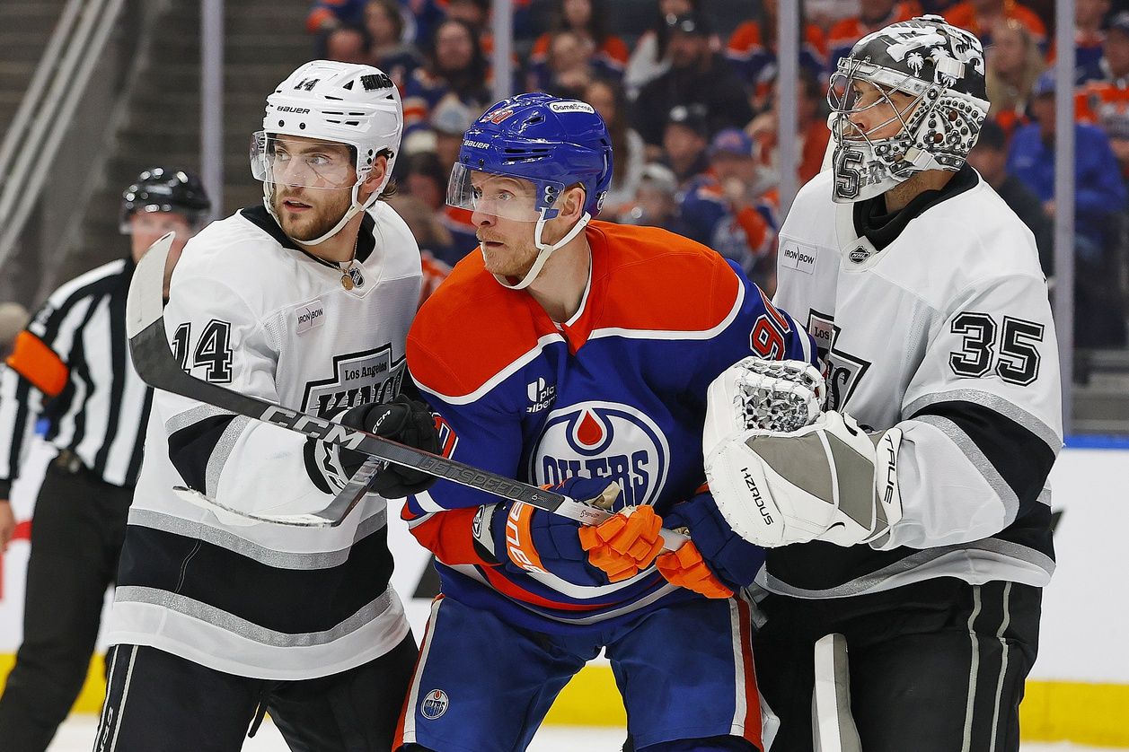 'The Ageless One' — NHL Fans Give Corey Perry His Flowers After 40-Year ...