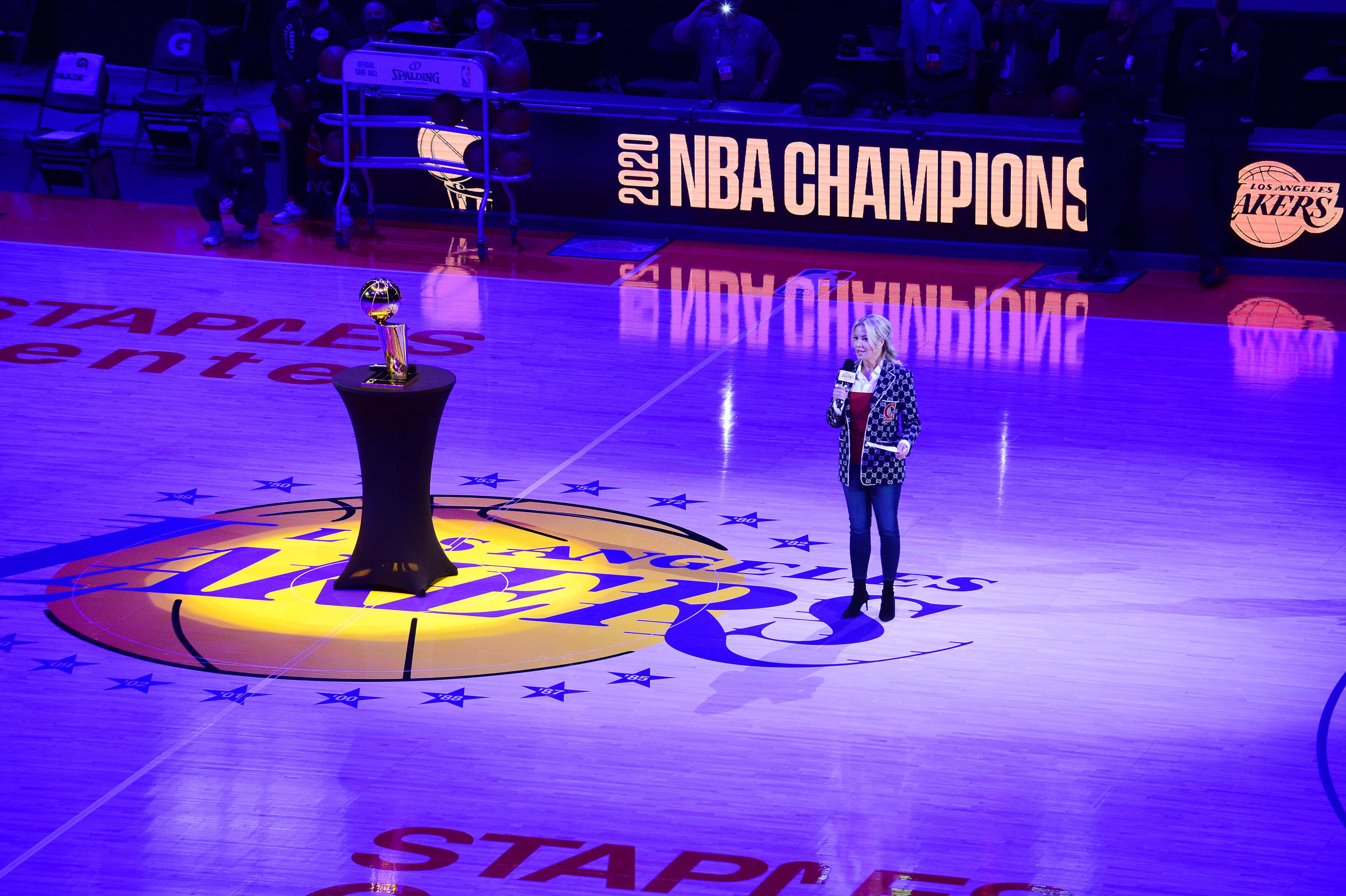 5-Time NBA Champion Sends 7-Word Message Clowning LeBron James and ...