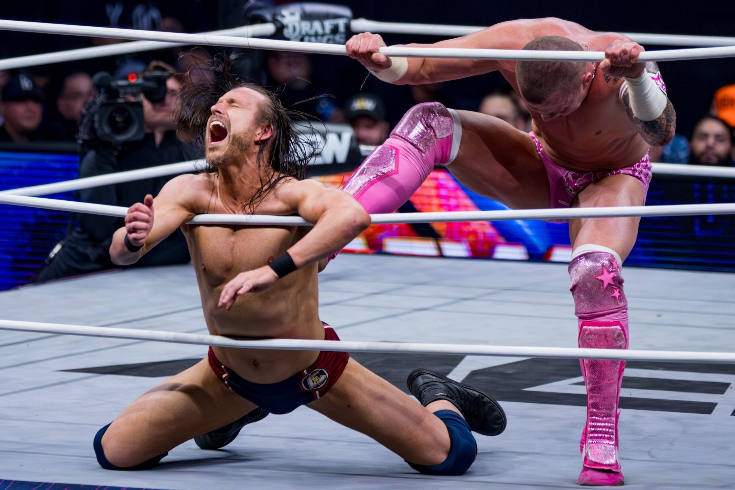 WWE Legend Mocks AEW Star for Botching Powerbomb on Adam Cole