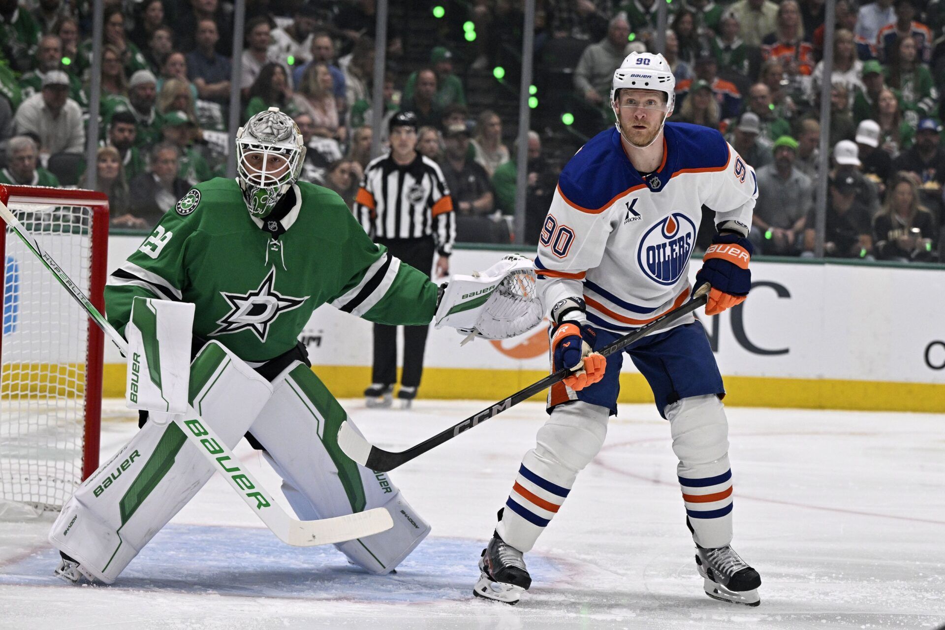 ‘It’s Embarrassing’ -- Stars’ Jake Oettinger Shares Blunt Feelings on ...