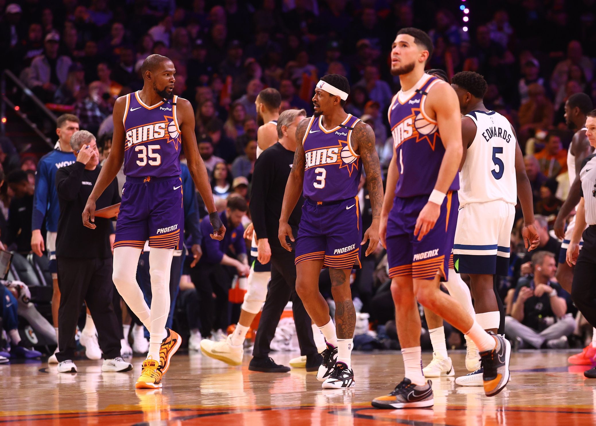 Suns Predicted to Sign Highly Coveted 9.4-PPG Guard Entering Tumultuous ...