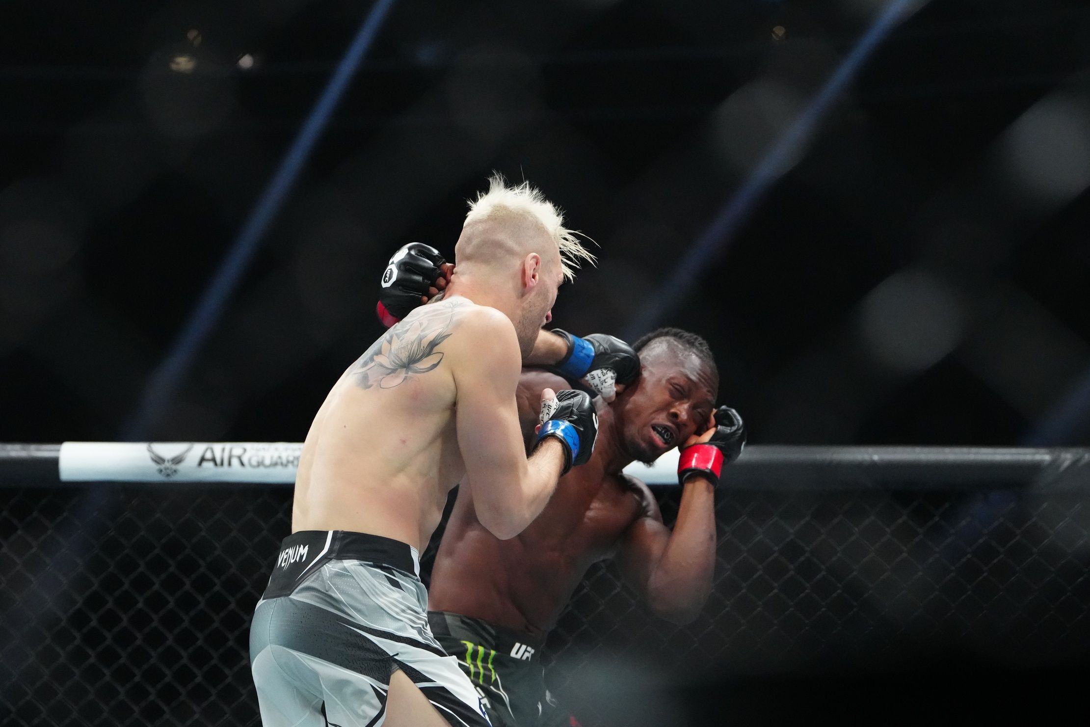 UFC Lightweight Vet on a Three-Fight Winning Streak Is ‘Bringing Back ...