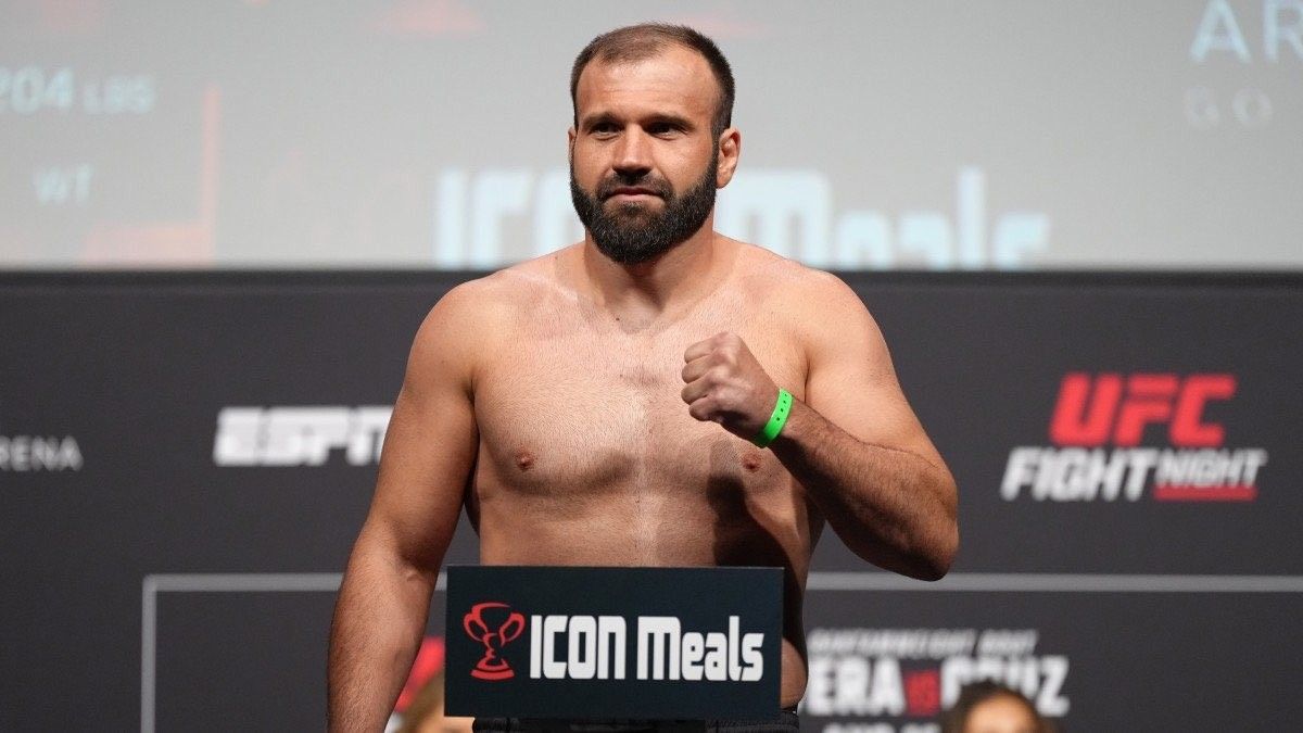 Azamat Murzakanov Personal Stats and Record: Age, Height, Weight, Reach ...