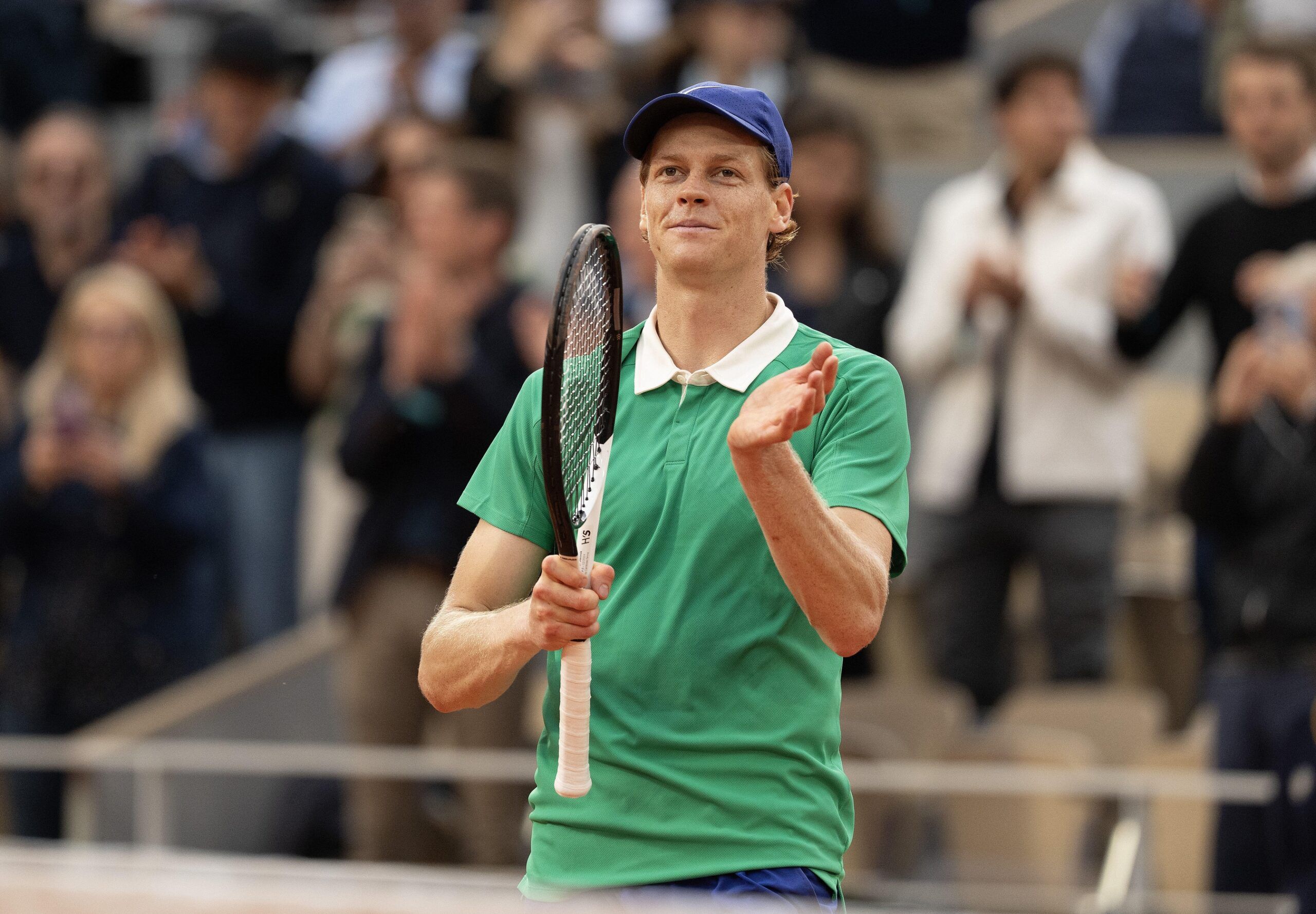 A Very Emotional Moment Between Jannik Sinner and a Young Fan Captured ...