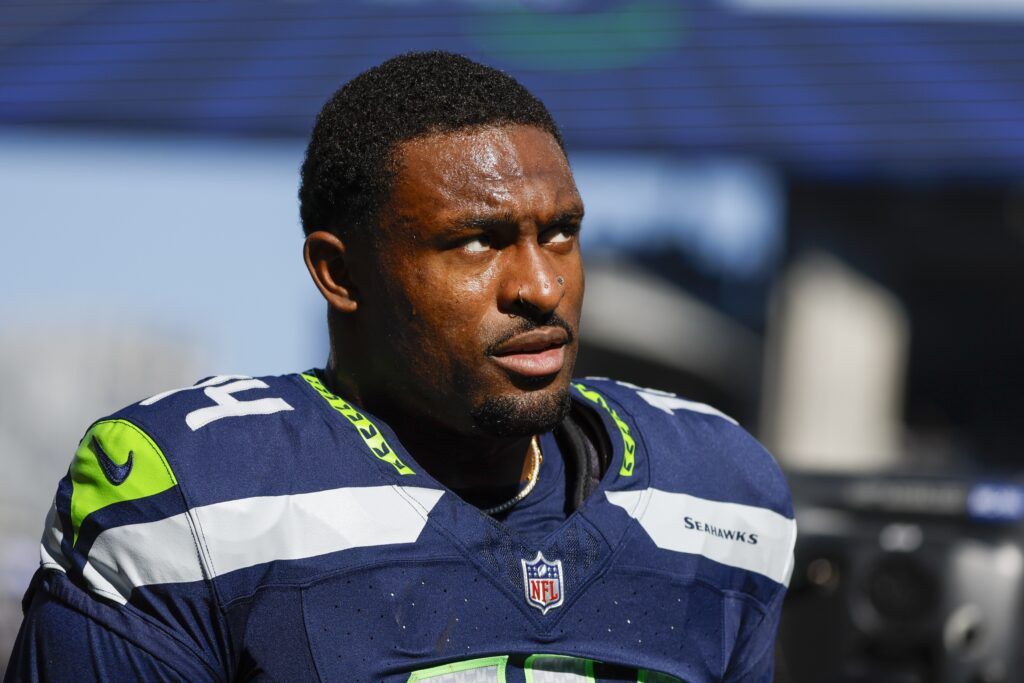 NFL Insider Reveals DK Metcalf’s Stance On Steelers Signing 4-Time MVP ...