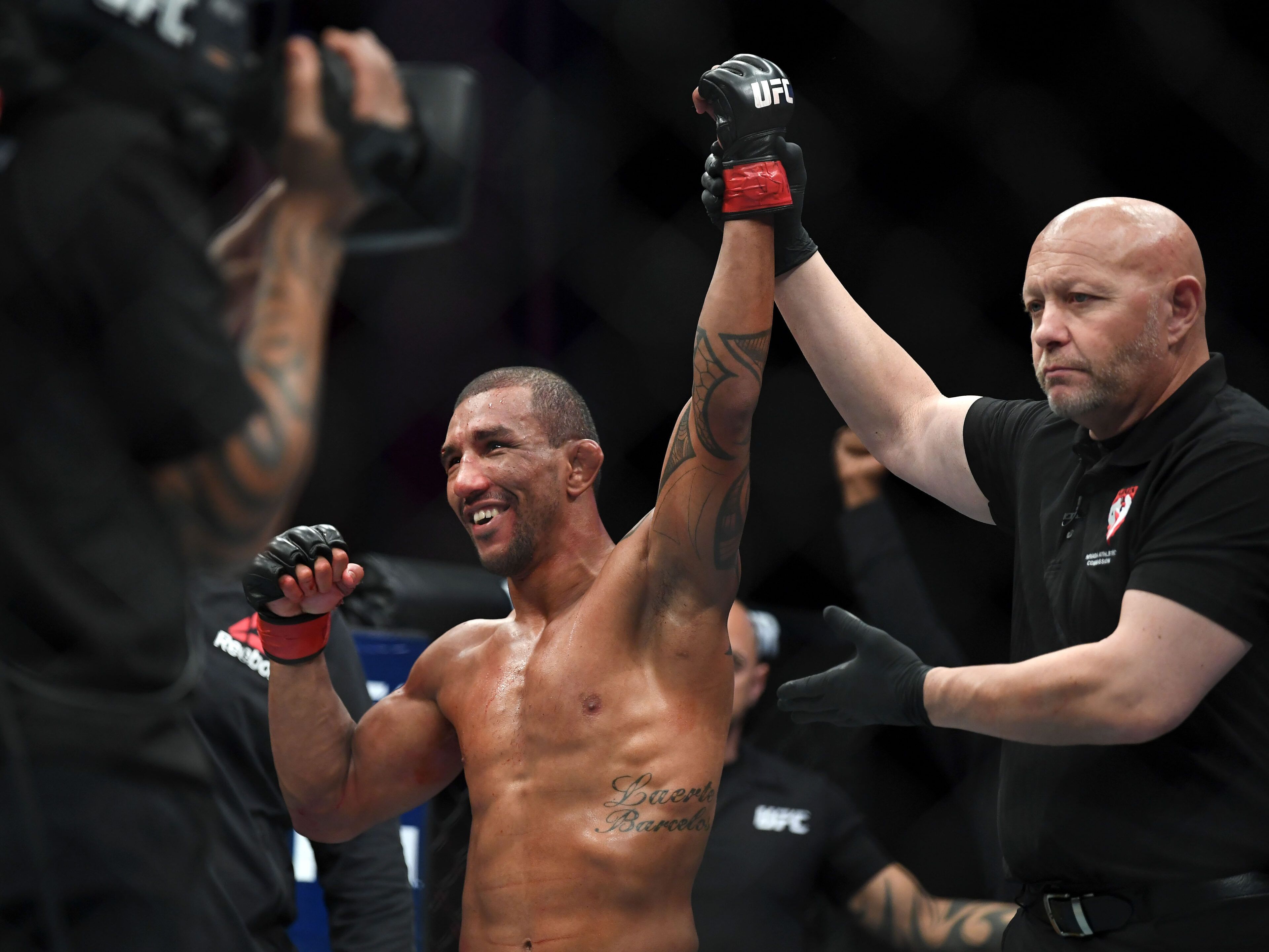 Raoni Barcelos Personal Stats and Record: Age, Height, Weight, Reach ...