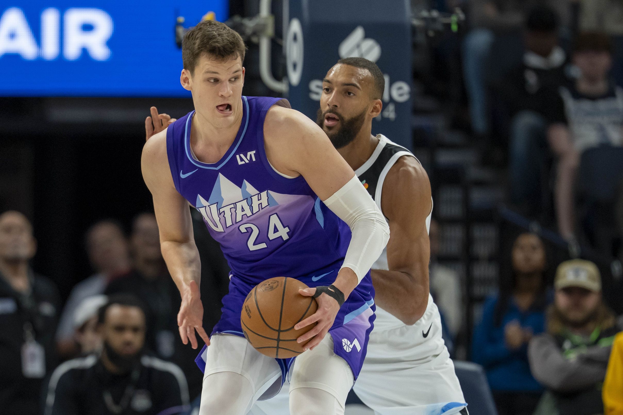 Walker Kessler Landing Spots: Five Trade Destinations for the Utah Jazz ...