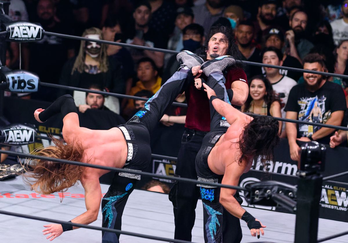 Top AEW Star Takes Nasty Thumbtack Laced Superkick to the Face on ...