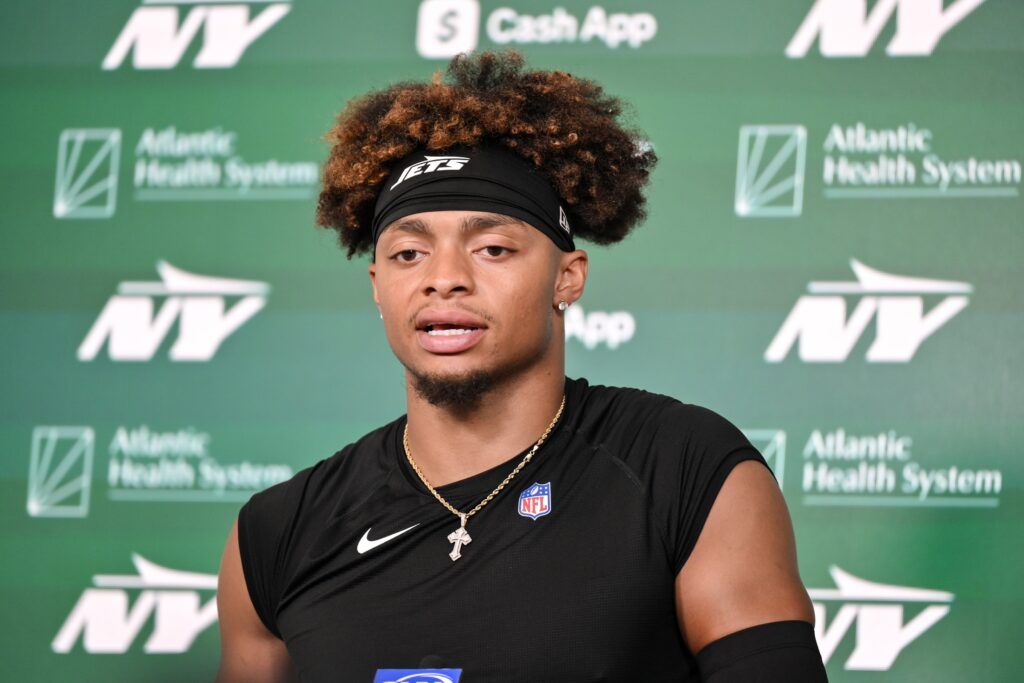 Jets Predicted To Trade For $60,800,000 Star WR To Bolster Justin ...