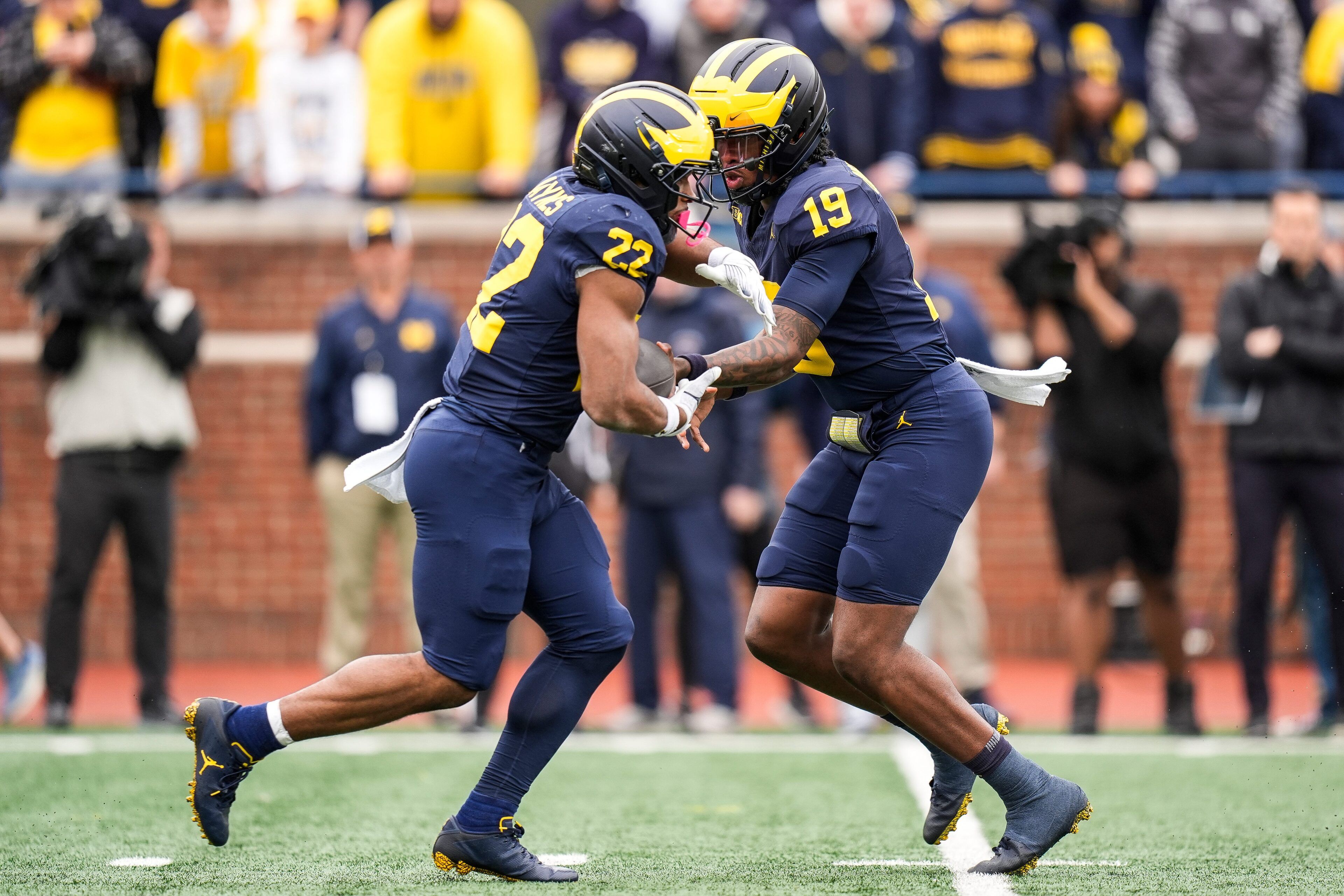 Top Breakout RB Candidates for the 2026 NFL Draft Include Justice ...