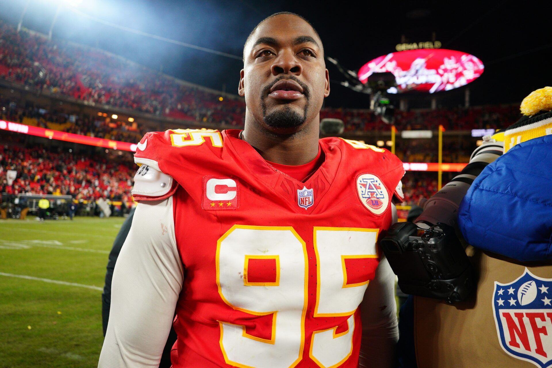 Chiefs Star Chris Jones Breaks Silence on Trey Smith’s Method of Handling Contract Uncertainty ...