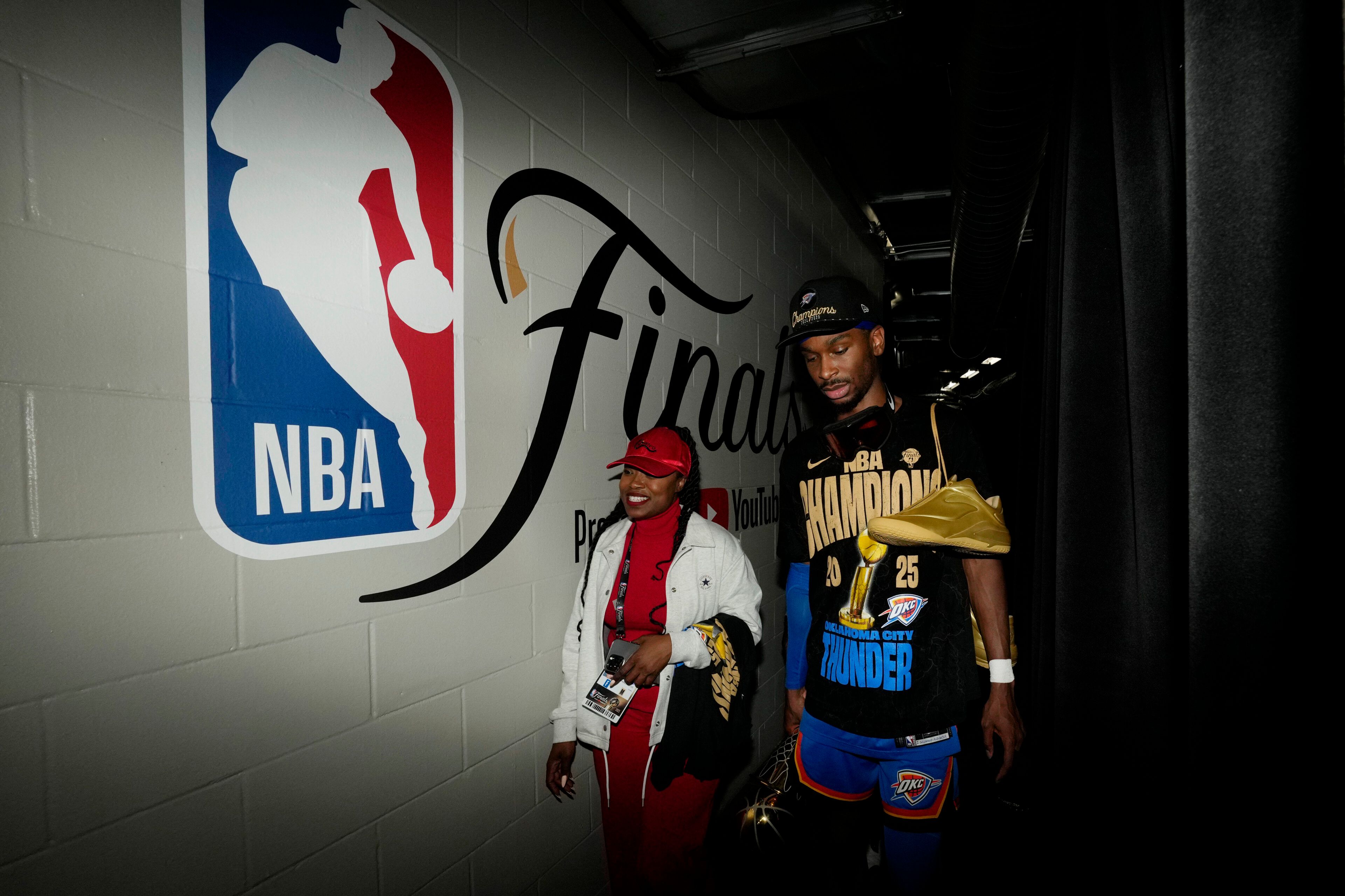 Shai Gilgeous-Alexander Joins Michael Jordan in Legendary Club With NBA ...