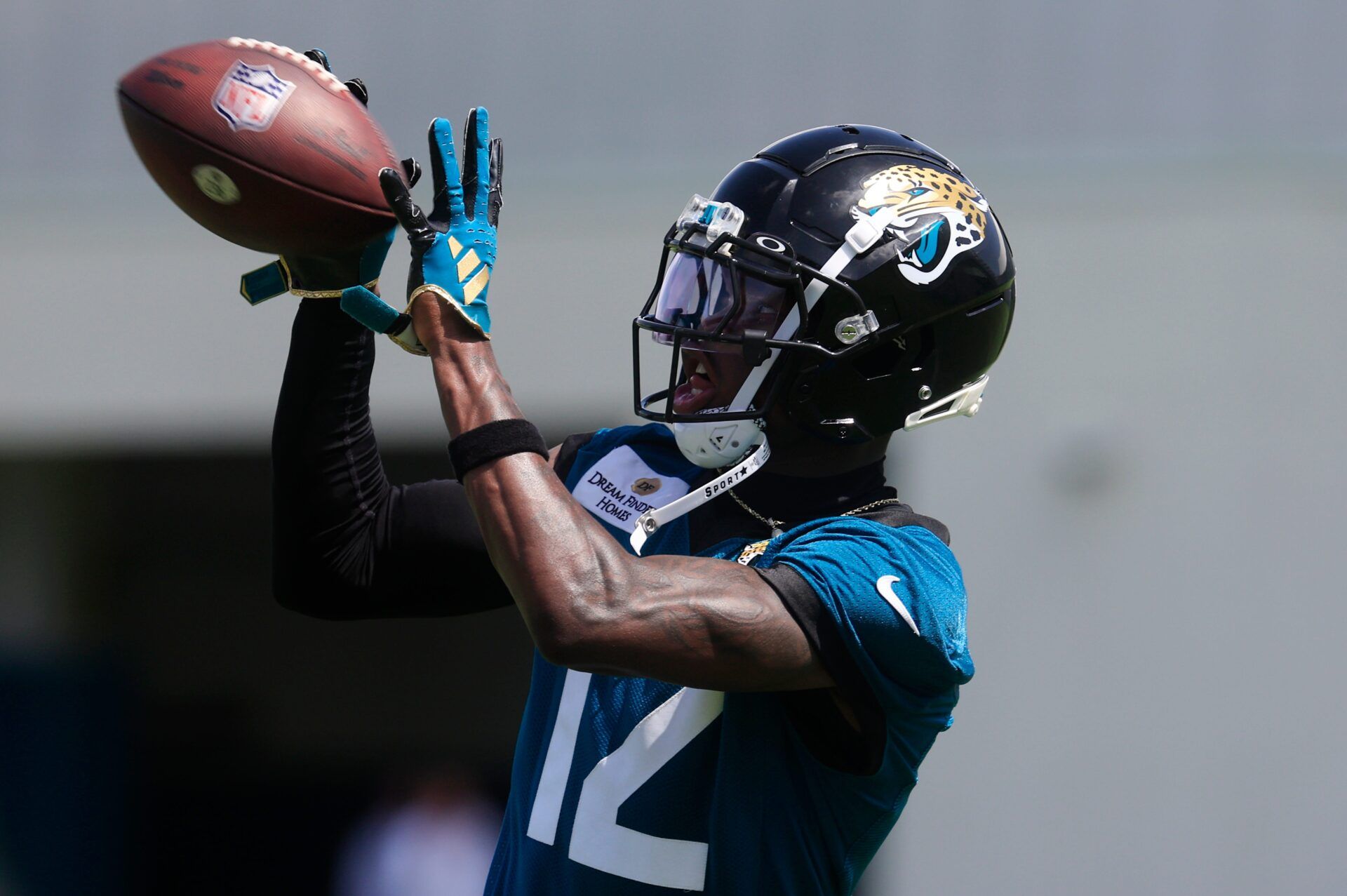 2025 NFL Rookie Contracts: Tracking Deals of First-Round Picks From the 2025 Draft Class