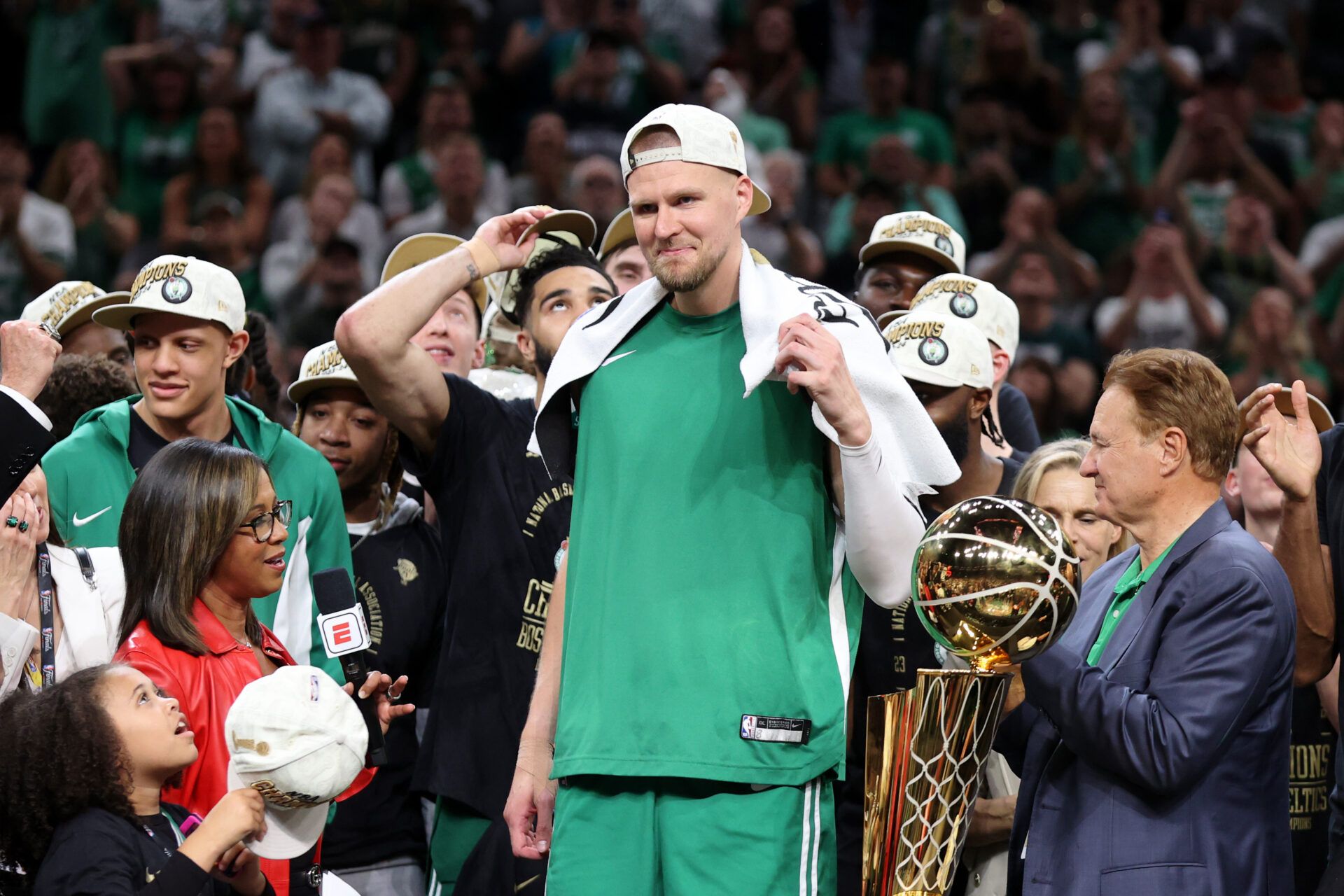 Kristaps Porziņģis Sends Heartfelt Farewell Message to Celtics Fans ...
