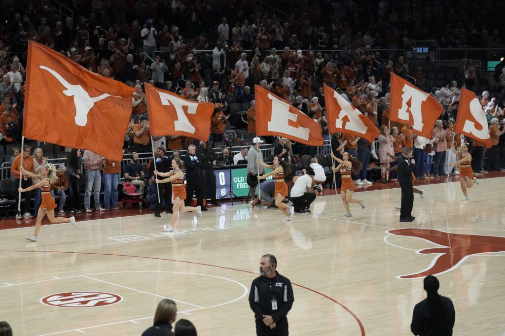 Complete Depth Chart of Texas Longhorns After Tre Johnson's NBA Draft Move
