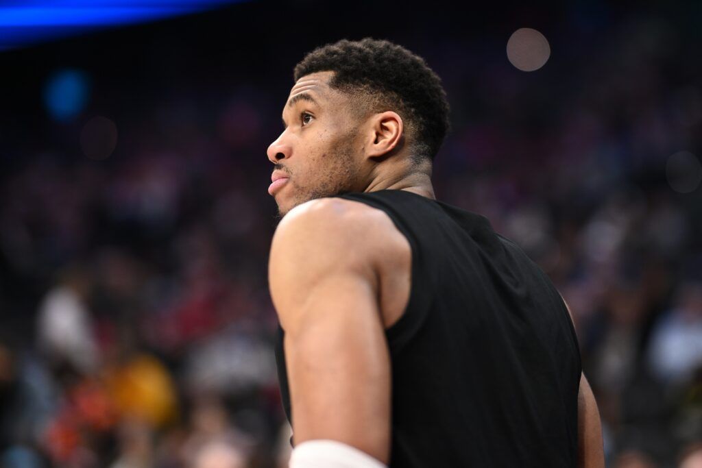 WATCH: NBA Insider Shams Charania Reveals Giannis Antetokounmpo Is ‘Closely Observing’ Bucks ...